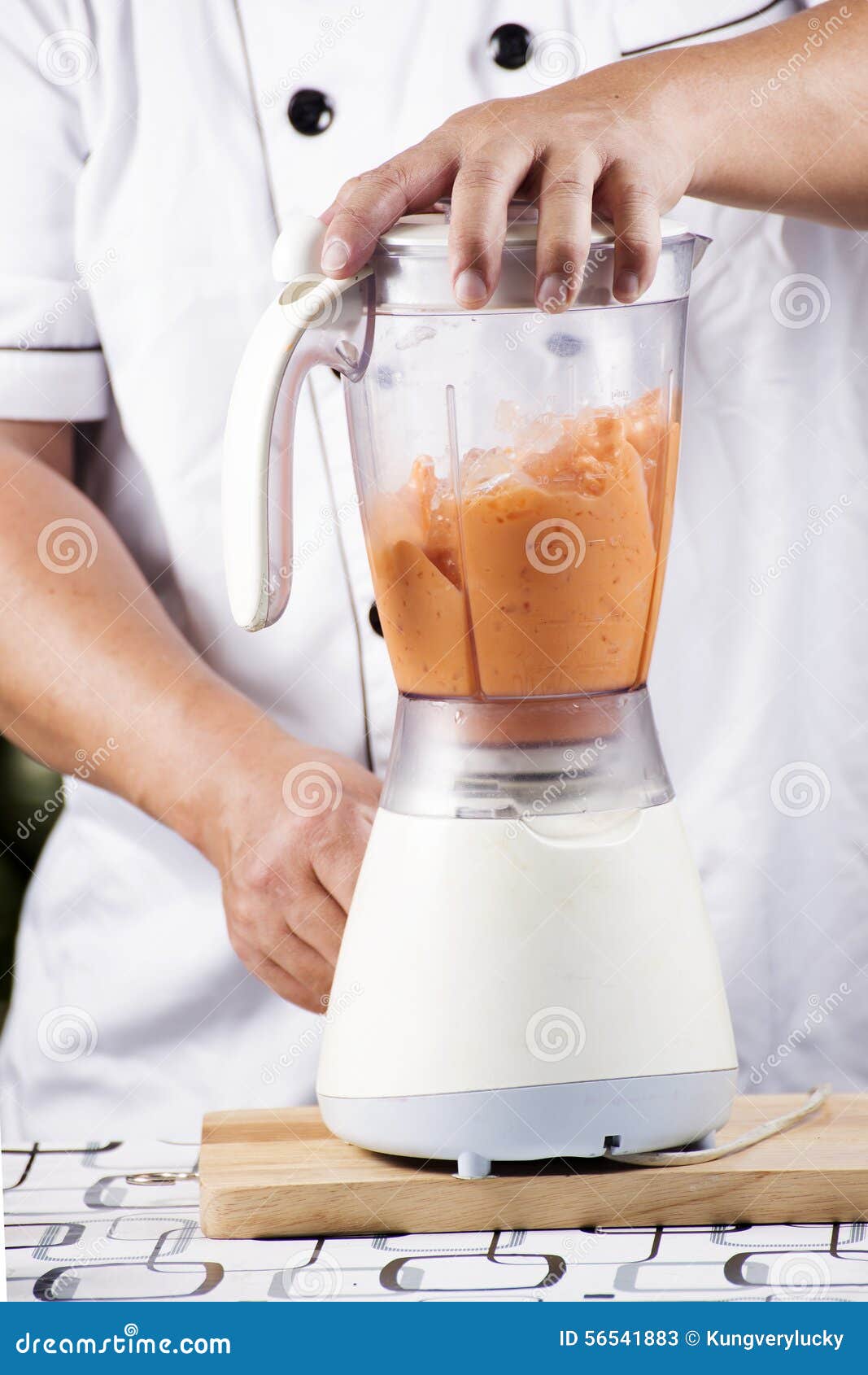 Chef Making Thai Tea Smoothie Stock Image - Image of fresh, machine ...