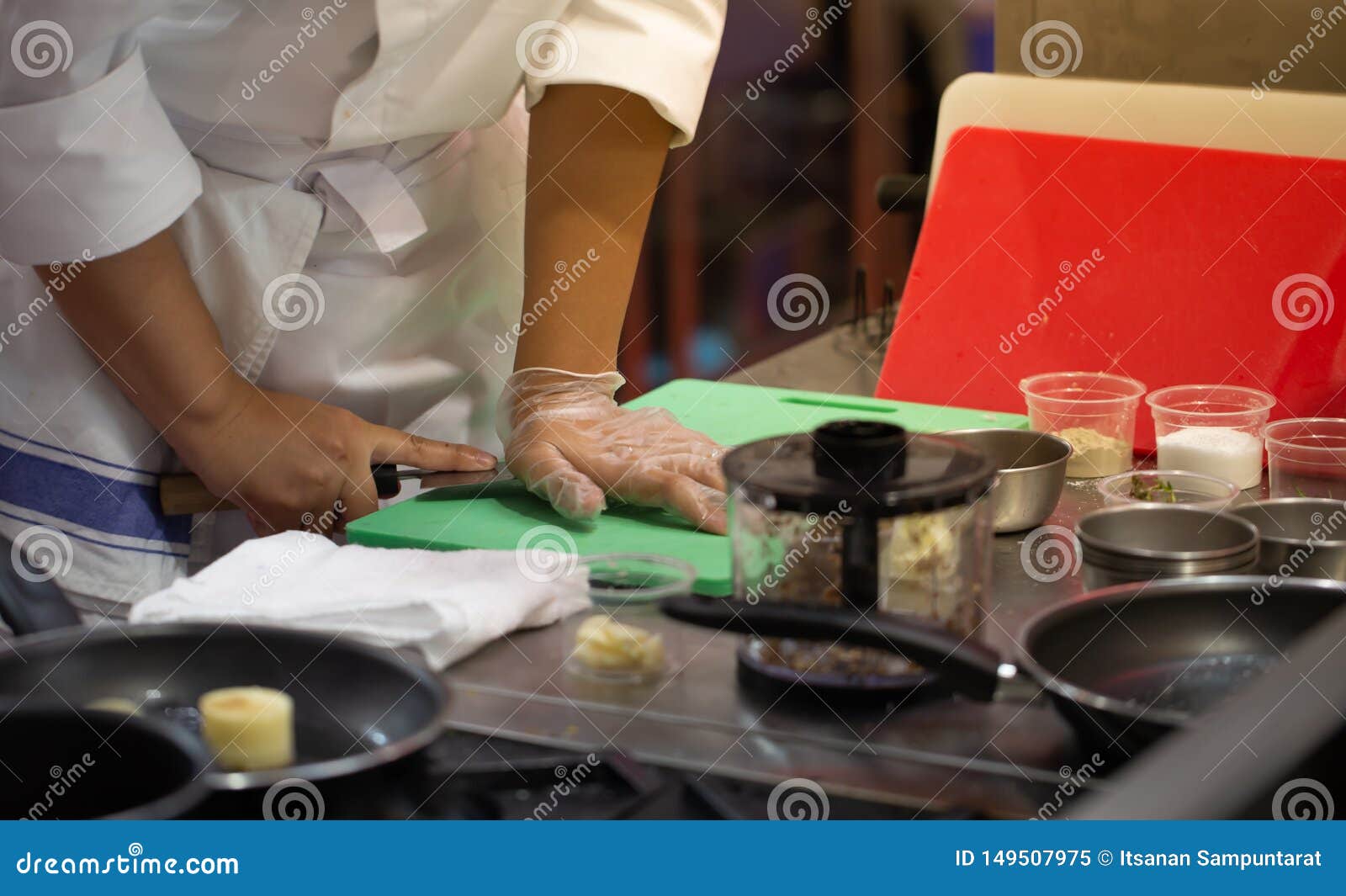 Chef press garlic stock image. Image of board, ingredient - 149507975