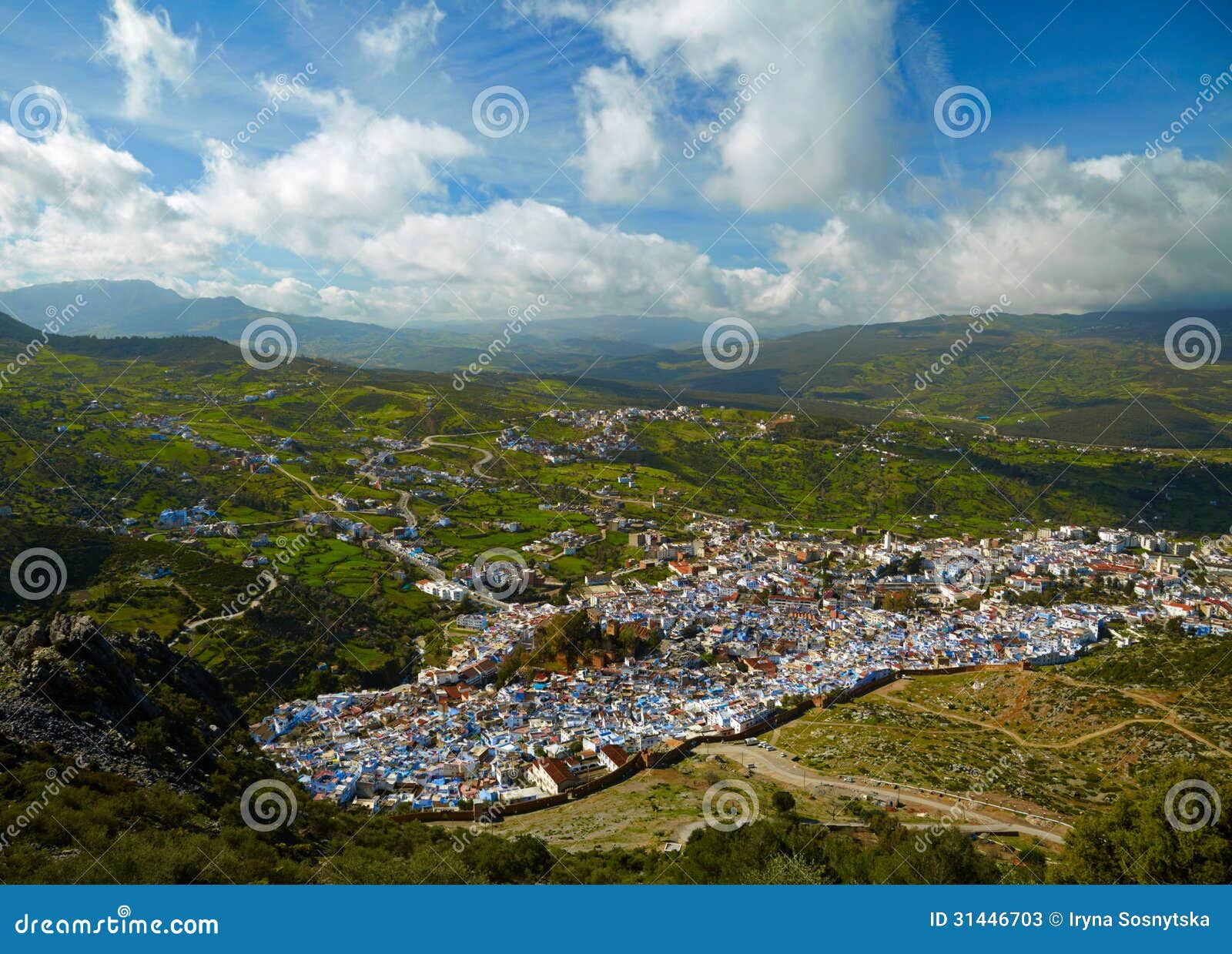 Chefchaouen Blauwe Stad, Marokko. Vogelmening Stock Afbeelding - Image ...