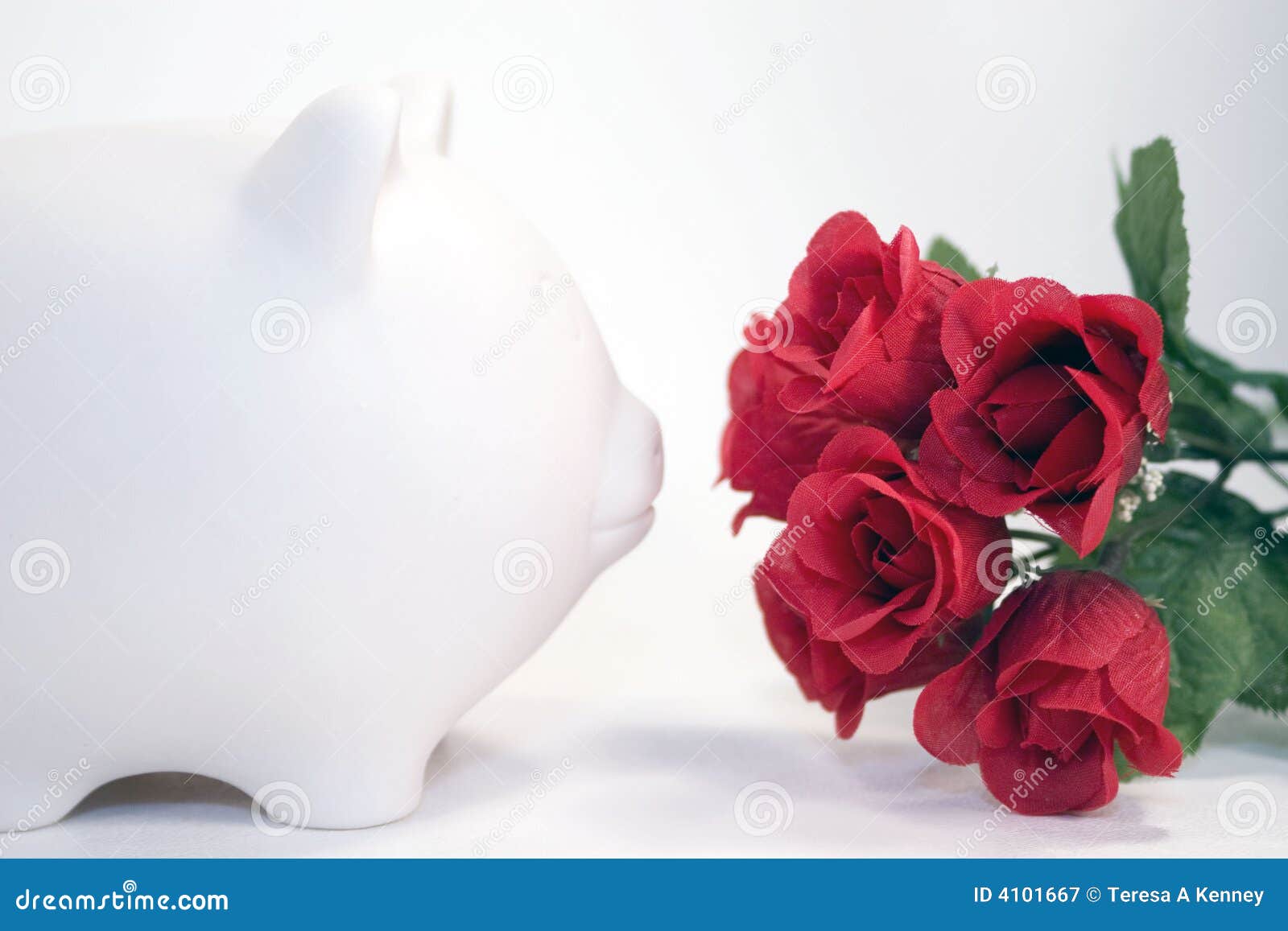 Cheire as rosas imagem de stock. Imagem de conceitos, fundo - 4101667