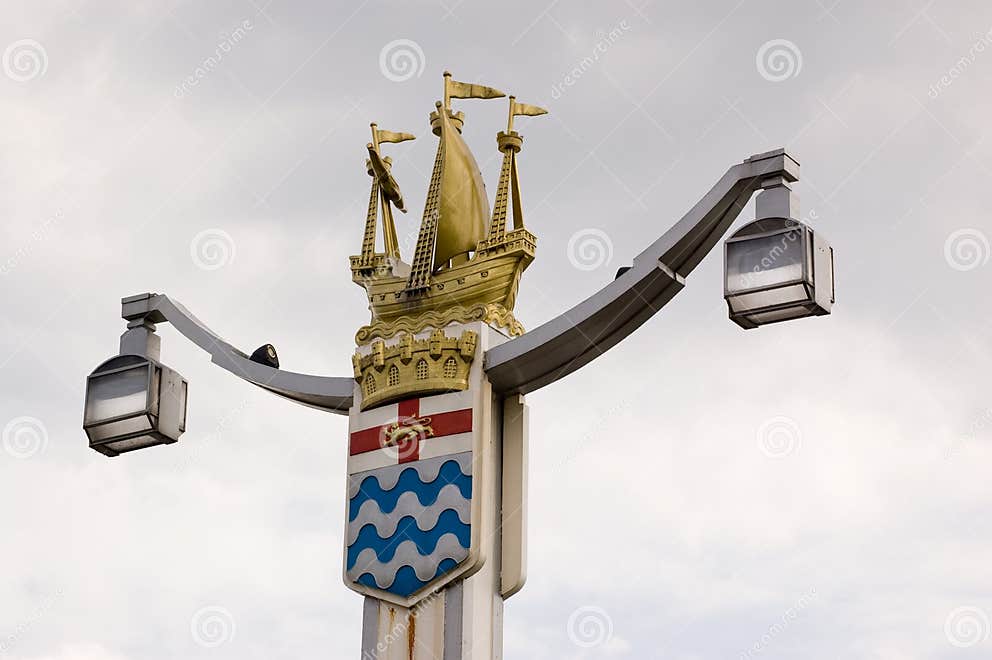 Chelsea Bridge Lampost stock image. Image of sail, london - 20859779