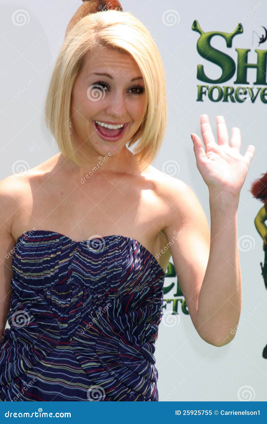 Chelsea Staub editorial image. Image of staub, premiere - 25925755