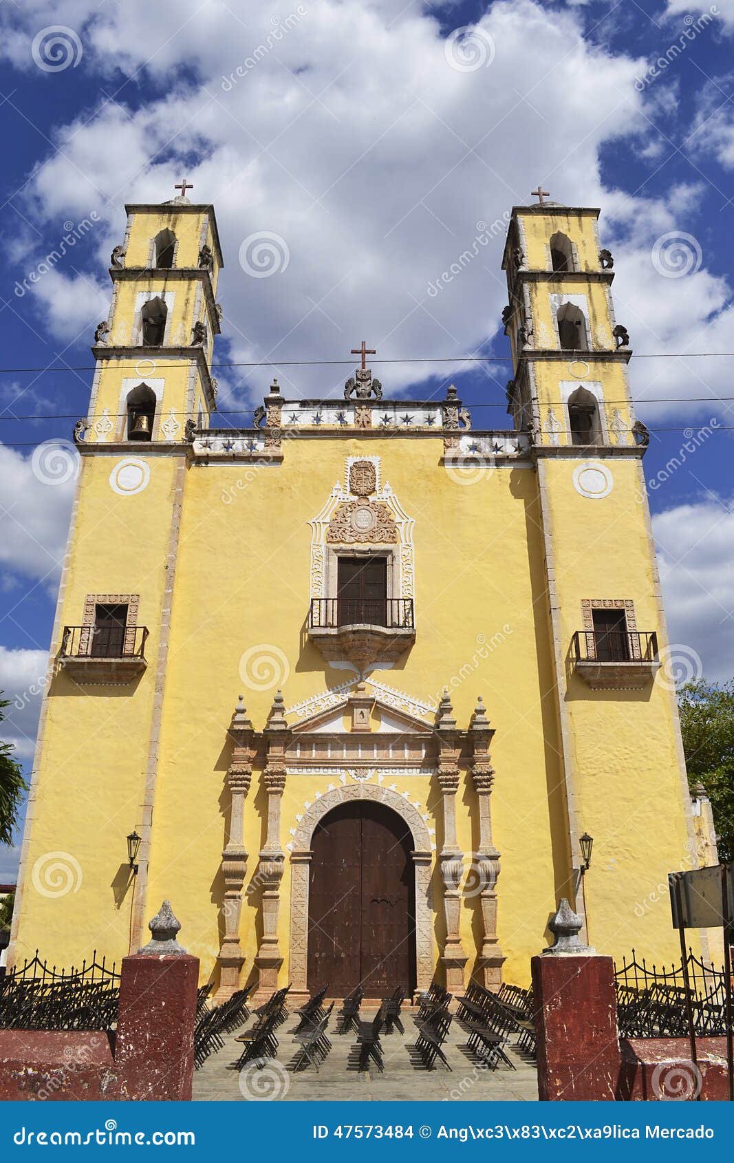 Mexican Church in Chemax, Yucatan Stock Photo - Image of mexico ...