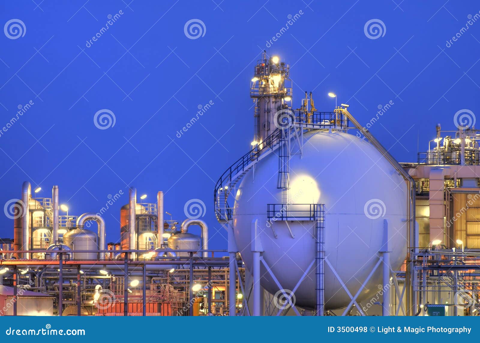 Chemical Complex stock photo. Image of warming, pipes - 3500498