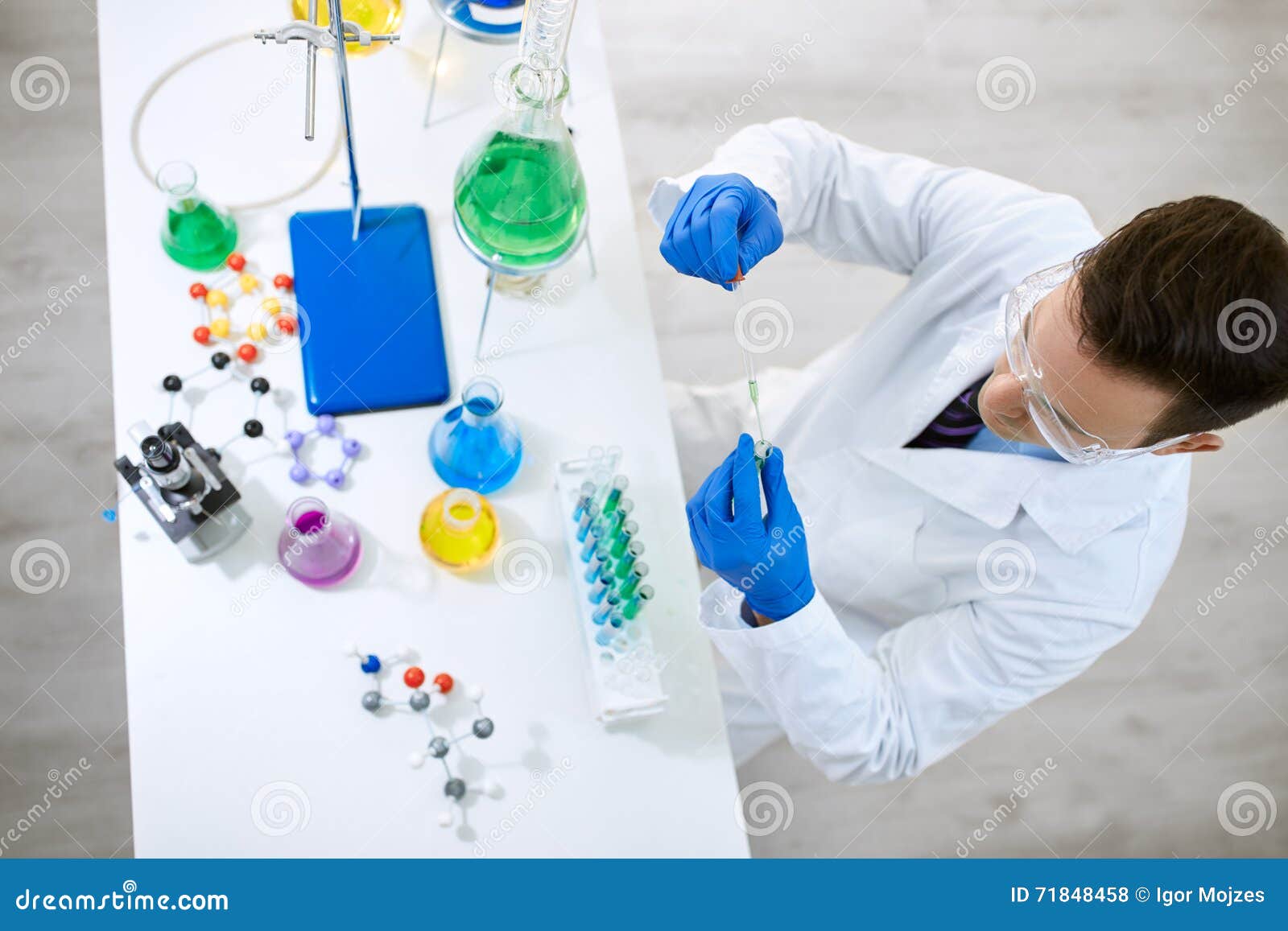 Chemical Experiment by Science Method Stock Photo - Image of caucasian ...