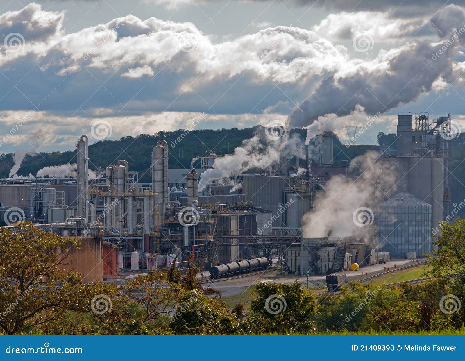 Chemical Factory stock photo. Image of energy, fuel, pollution - 21409390