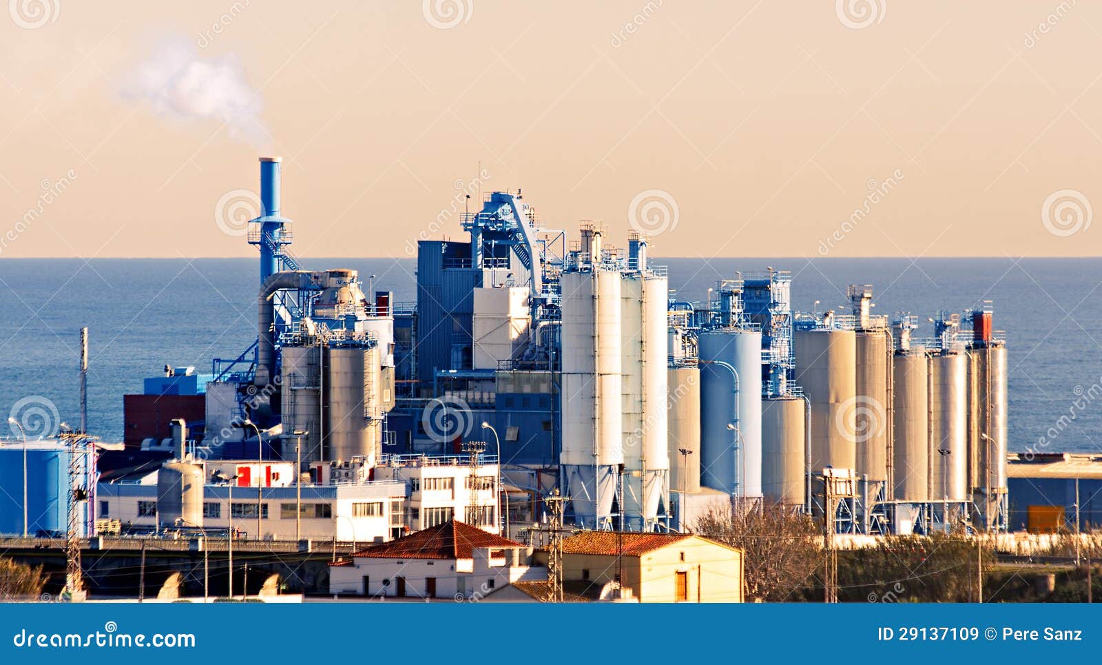Chemical factory stock image. Image of chimney, tank - 29137109