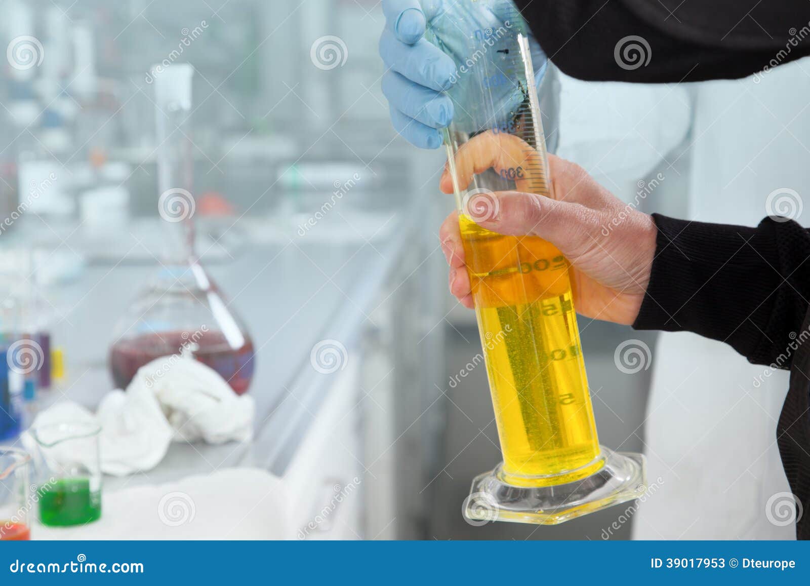 Chemical Graduated Cylinder Stock Image - Image of laboratory ...