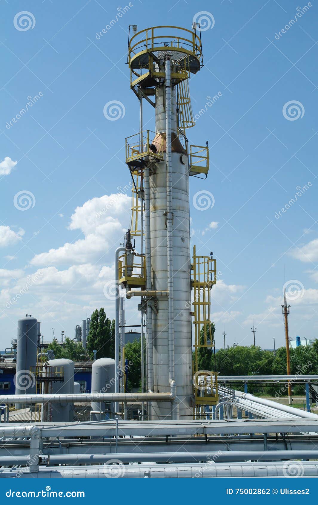Chemical Manufacturing Plant Construction Stock Photo - Image of ...
