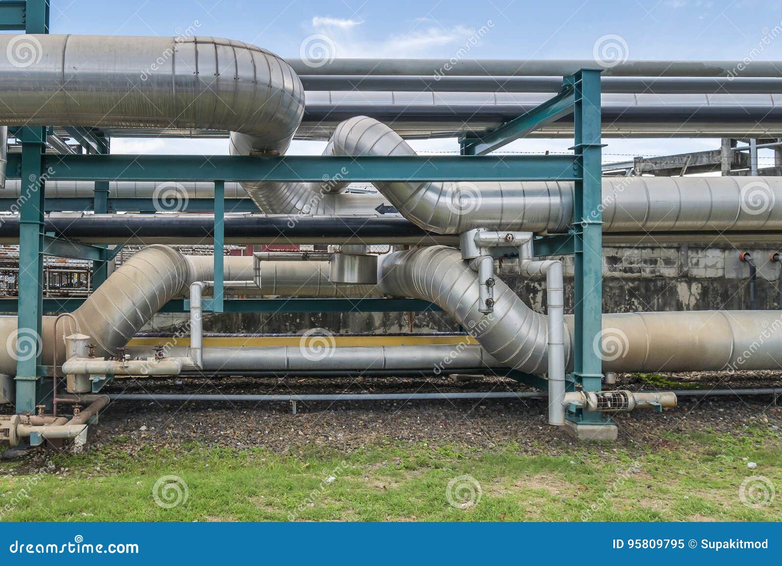 Chemical Pipe Line Transfer Stock Image - Image of factory, structure ...