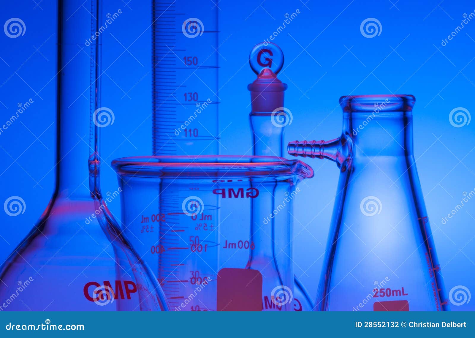 Chemisch glaswerk stock foto. Image of biotechnologie - 28552132