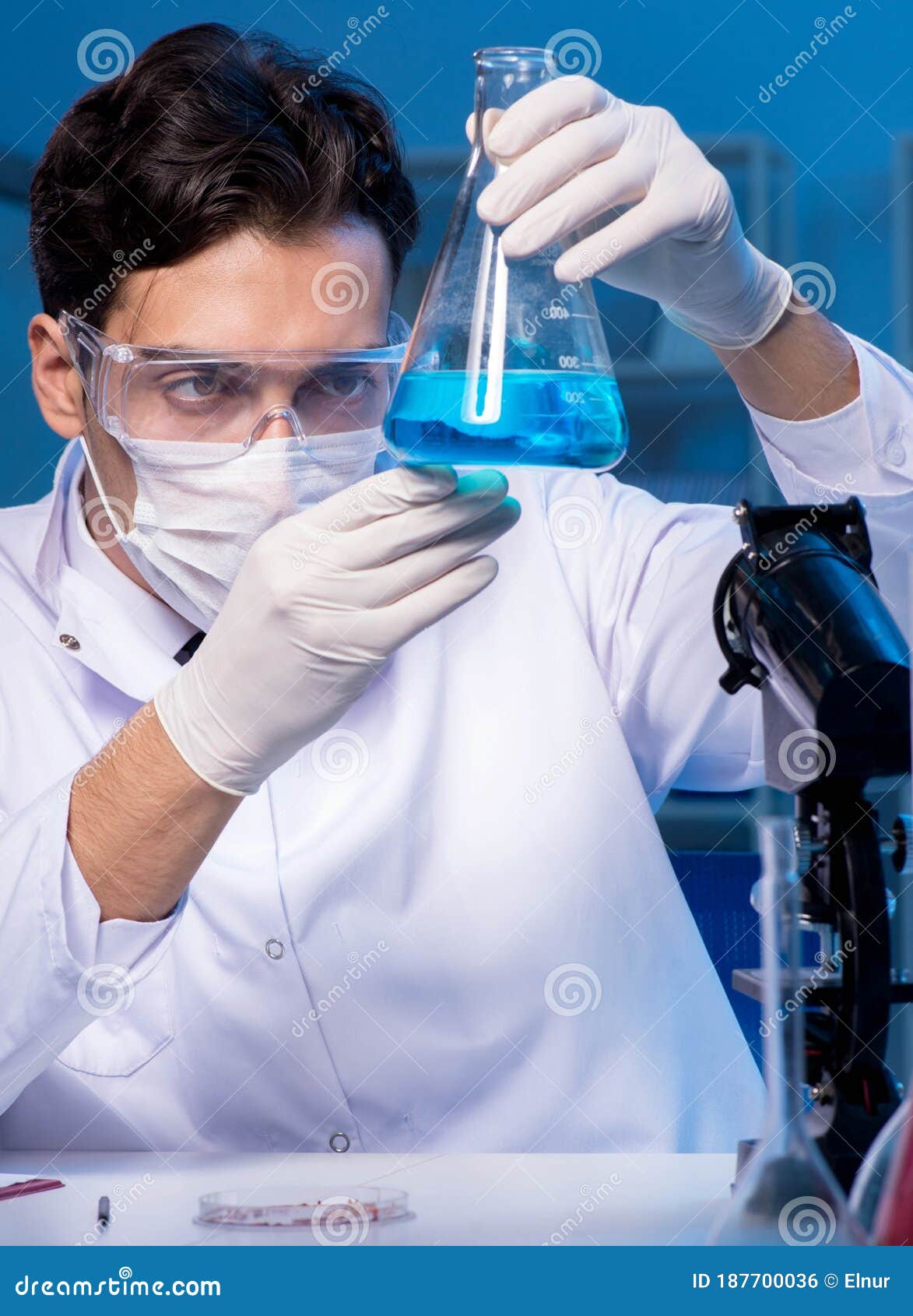 Chemistry Assistant Working in the Chemical Lab Stock Photo - Image of ...