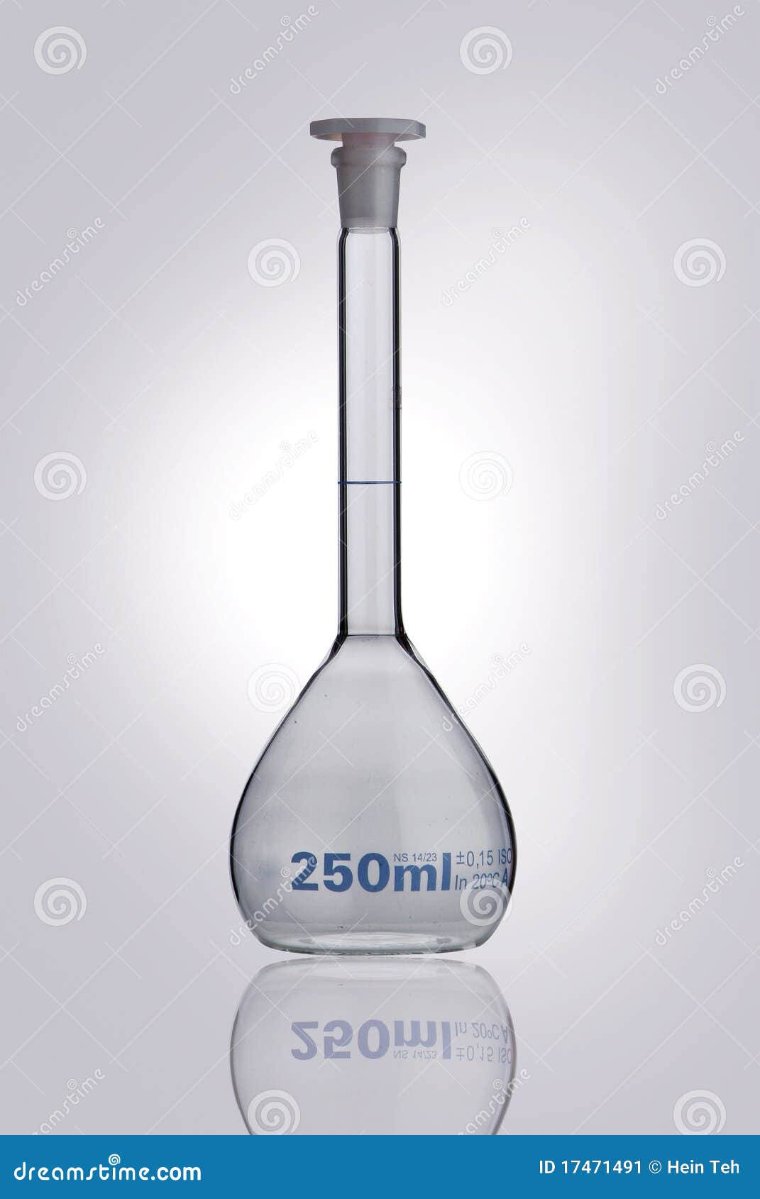 Chemistry Recipient in a Laboratory Ambiance Stock Image - Image of ...