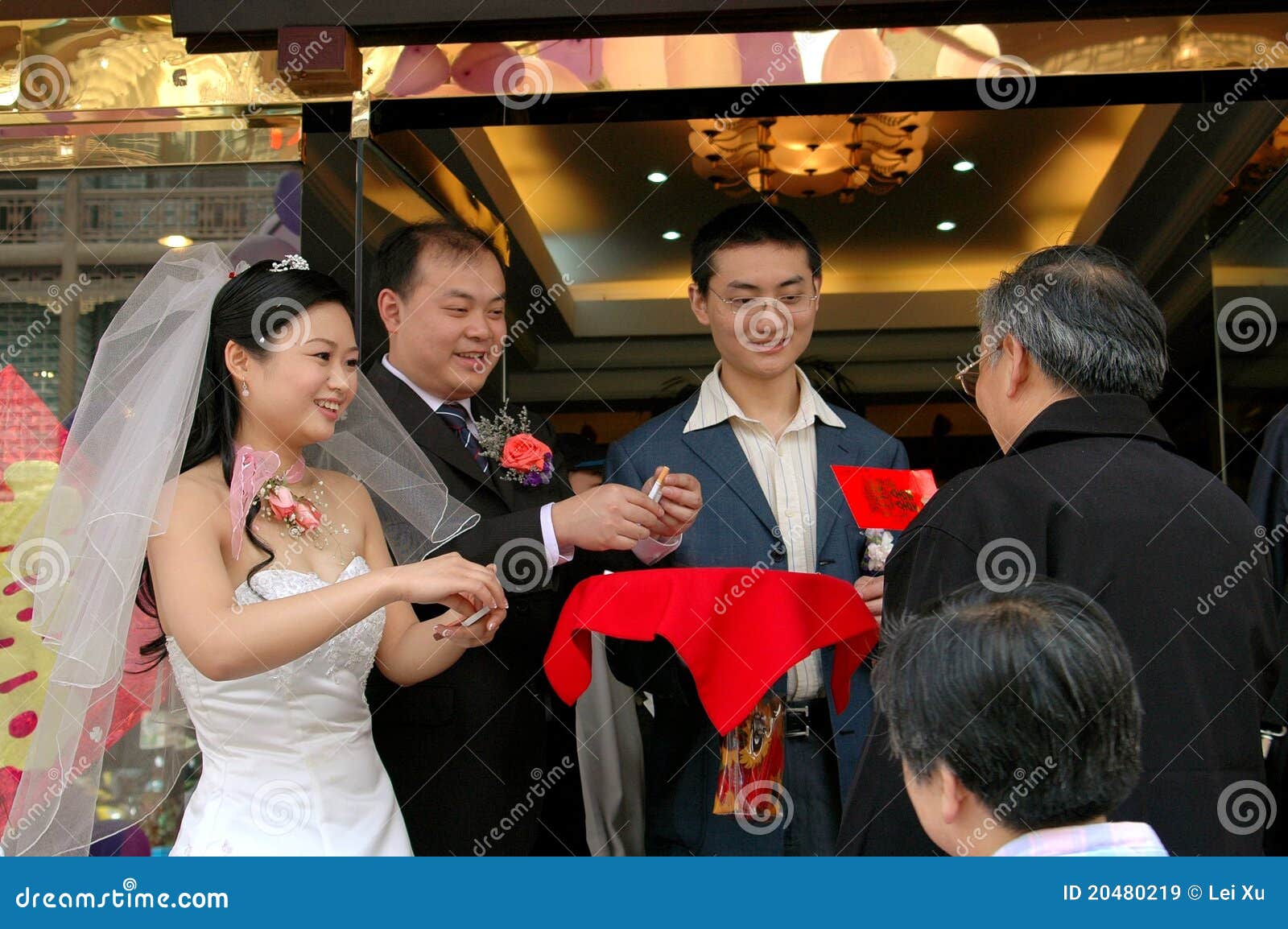 Chengdu, China: Wedding Party Welcome Editorial Stock Image - Image of ...