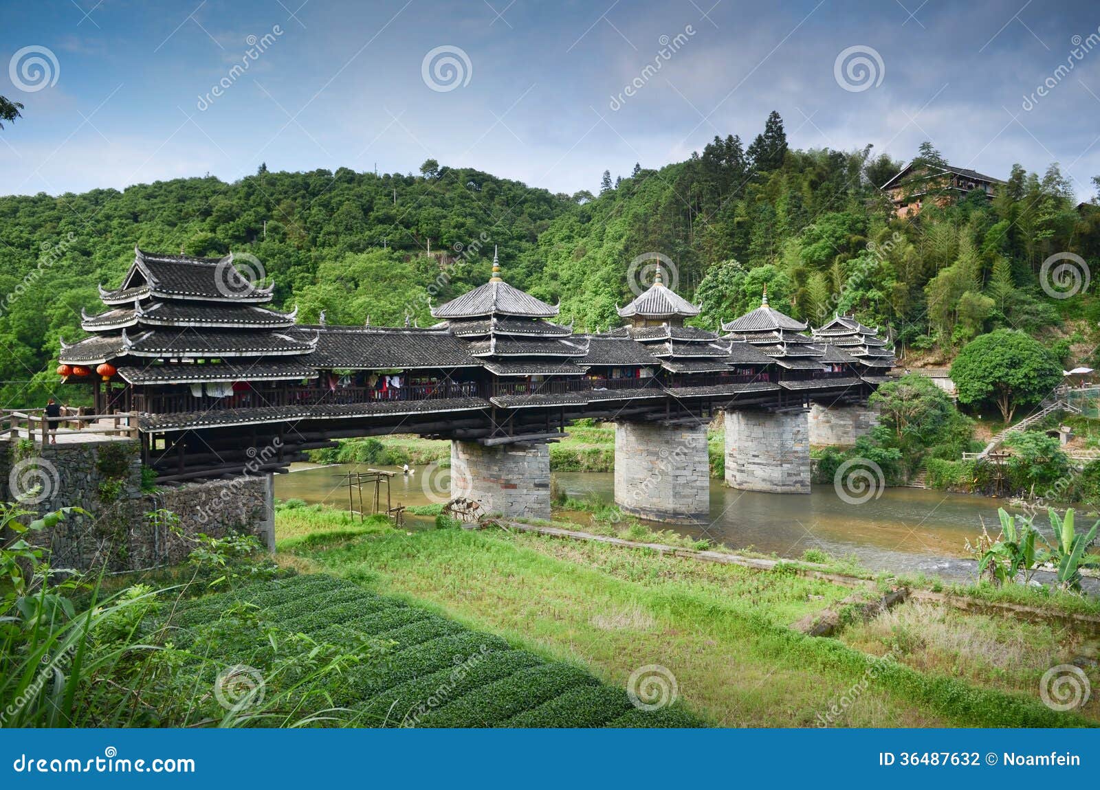 Chengyang wind bridge editorial photography. Image of longsheng - 36487632