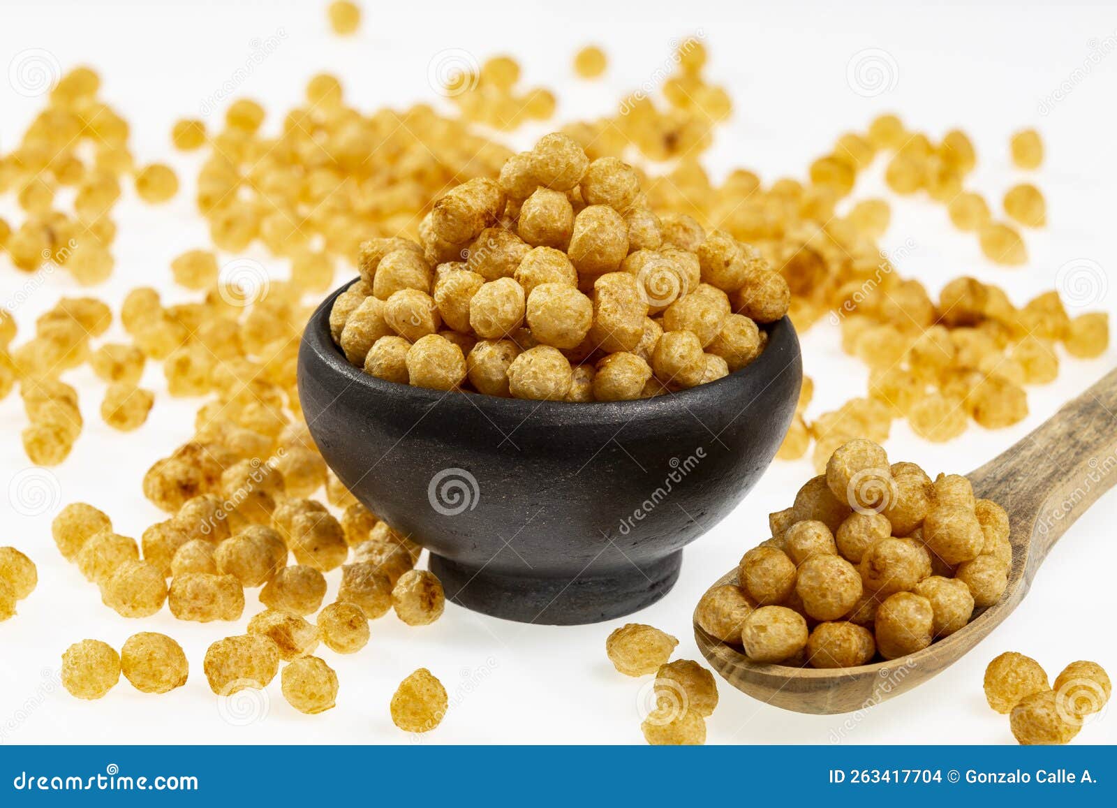 Chenopodium Quinoa - Caramelized Organic Quinoa Pop Seeds Stock Photo ...