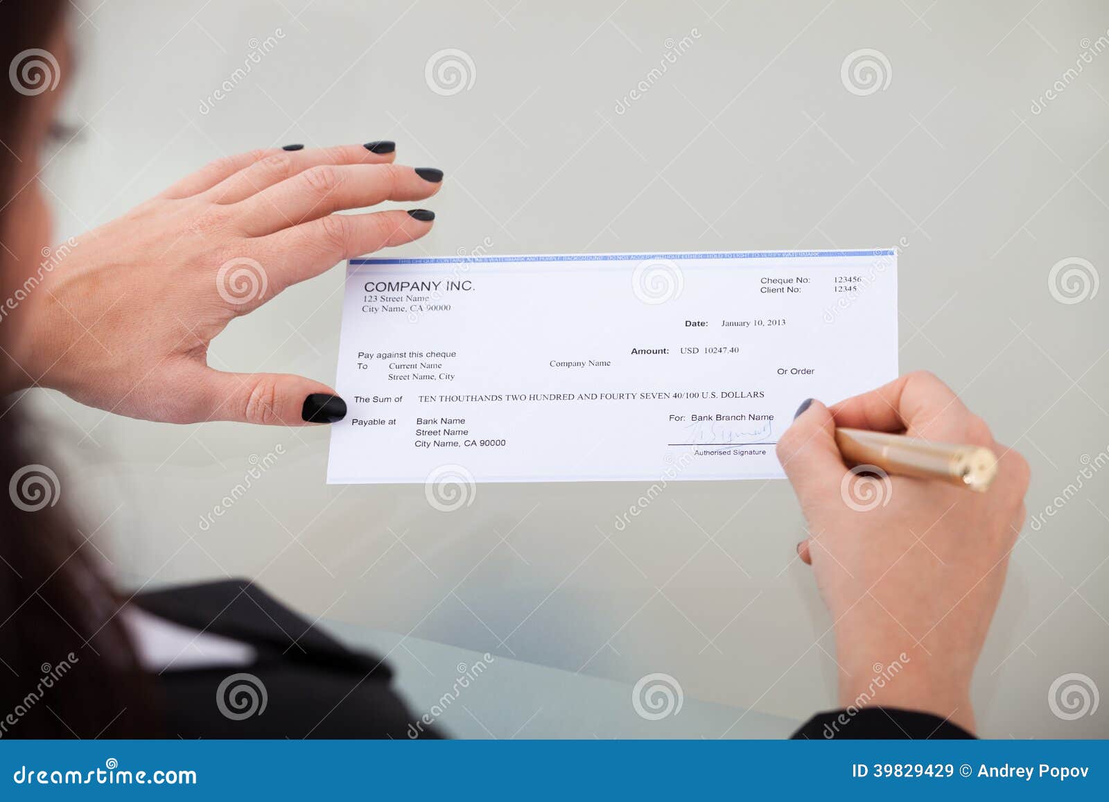 Cheque De Firma De La Empresaria Imagen de archivo - Imagen de ...