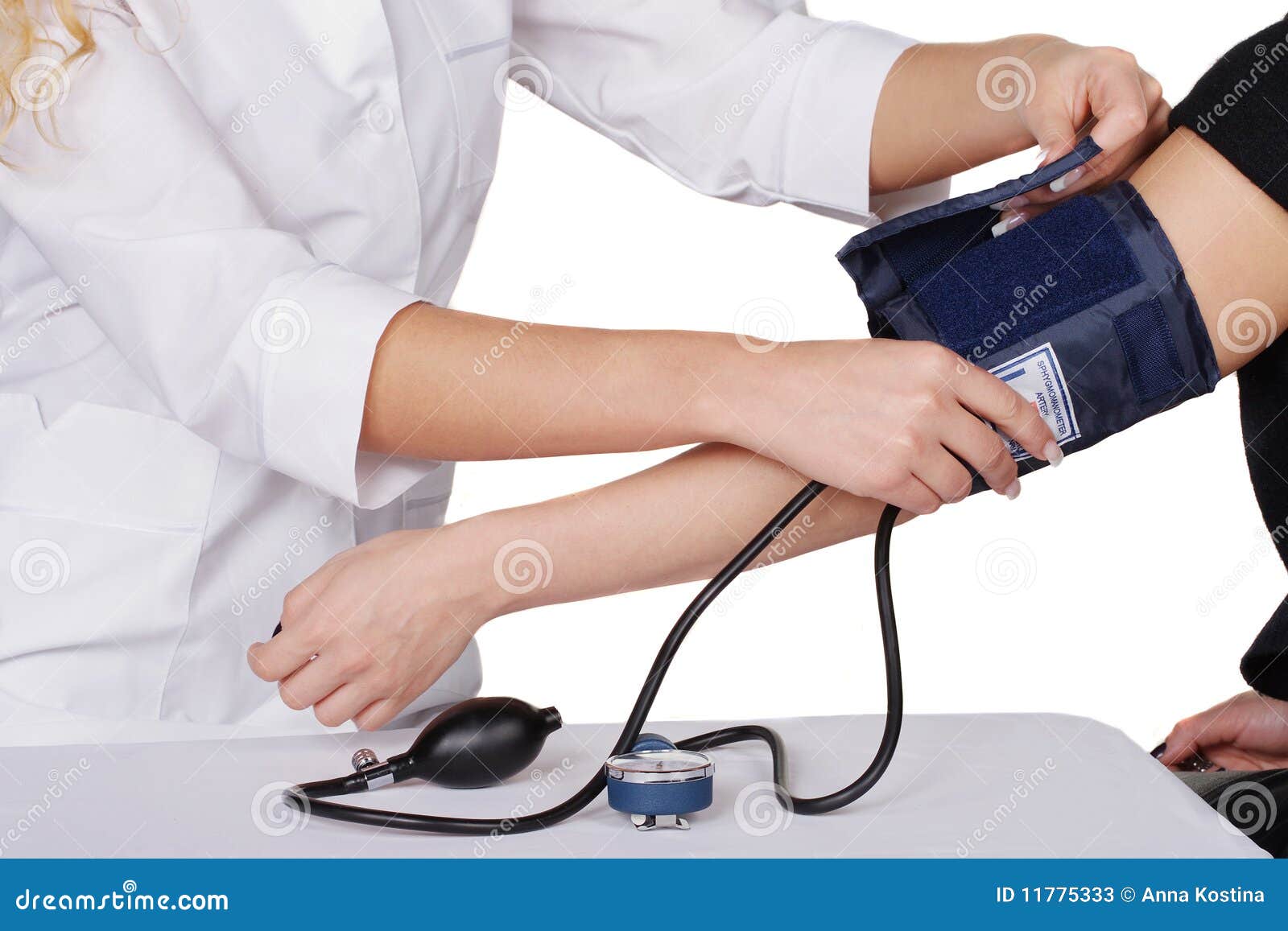 Chequeo imagen de archivo. Imagen de cure, enfermera - 11775333