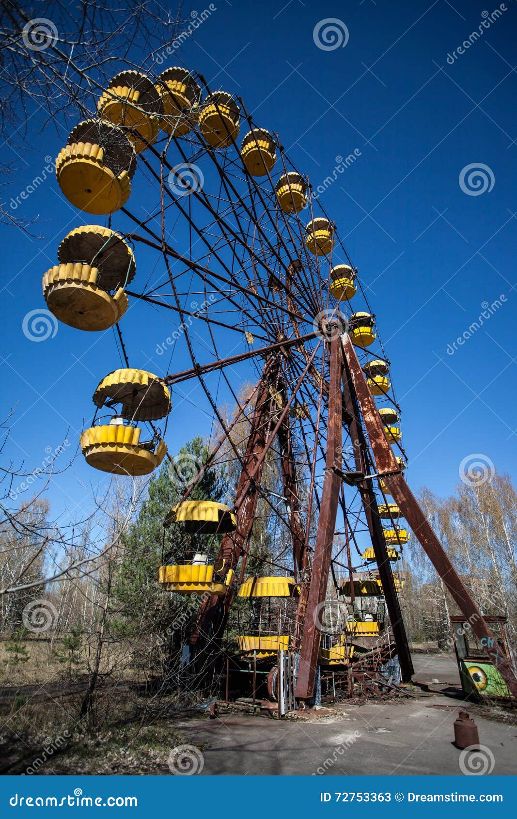 Chernobyl ferris wheel stock image. Image of russia, scan - 72753363