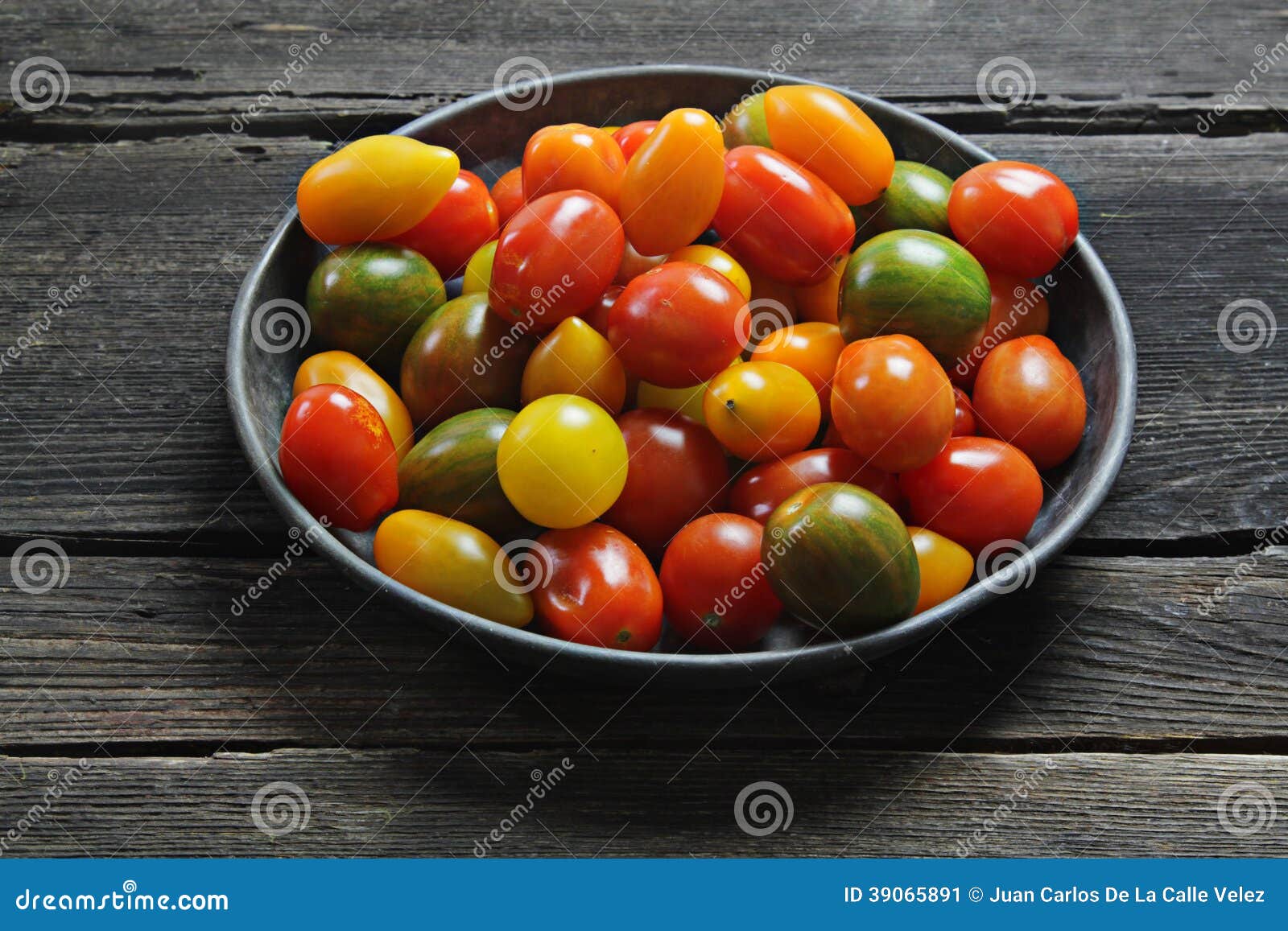 Cherry tomatoes variety stock image. Image of colorful - 39065891
