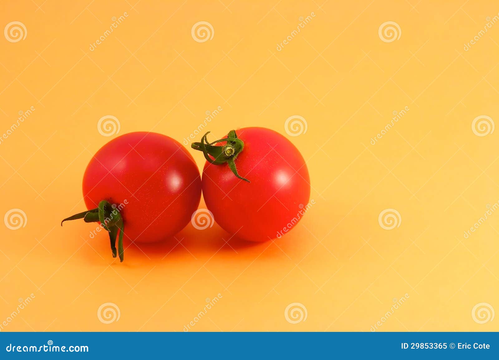Duo of tomatoes stock image. Image of tomatoe, healthy - 29853365