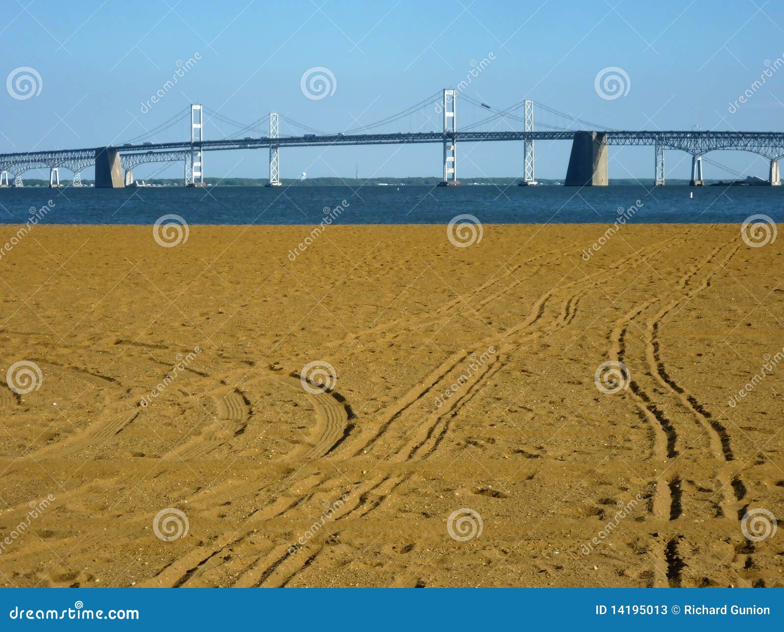 Chesapeake Bay Bridge-Maryland Stock Image - Image of park, sandy: 14195013