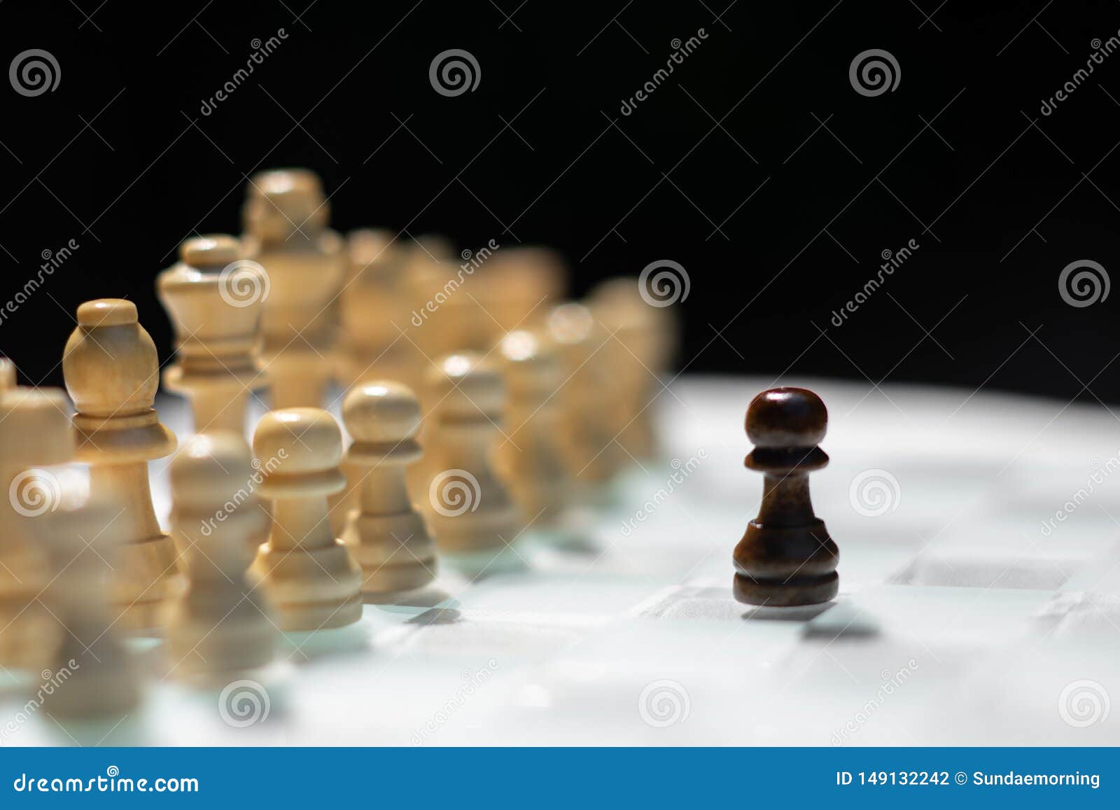 Chess Board Game, Business Competitive Concept, Encounter Difficult ...