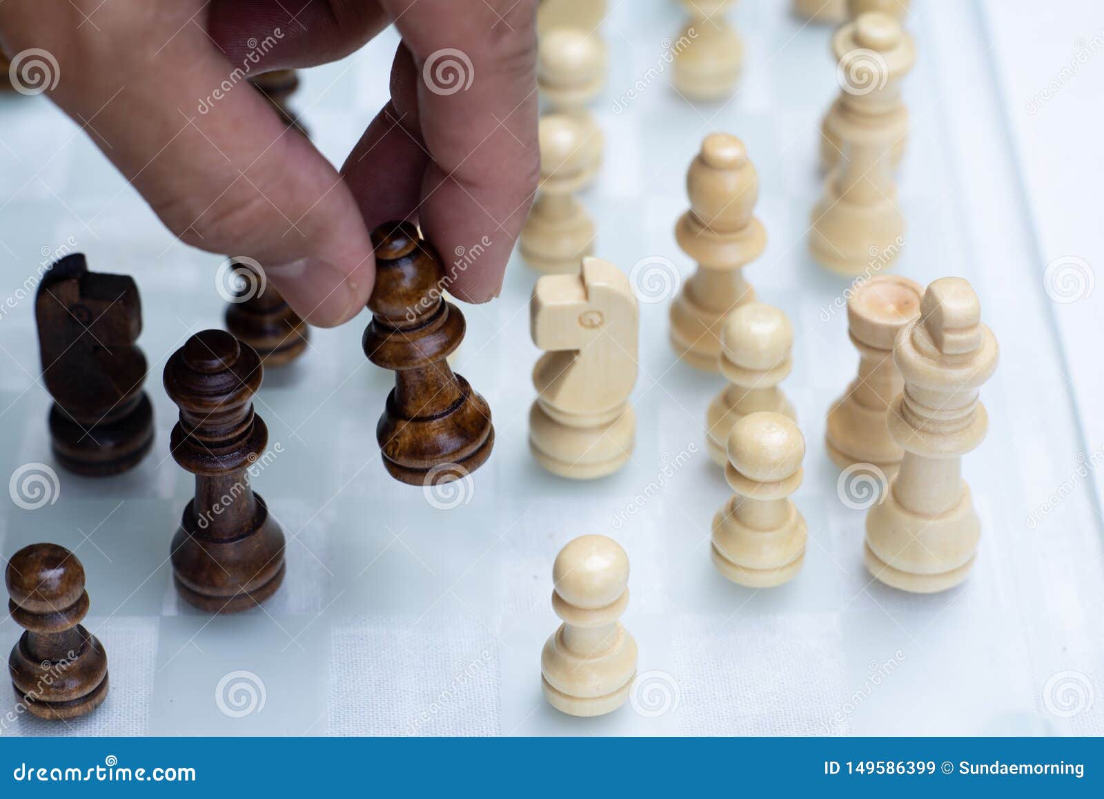 Chess Board Game, Business Competitive Concept, Encounter Difficult ...
