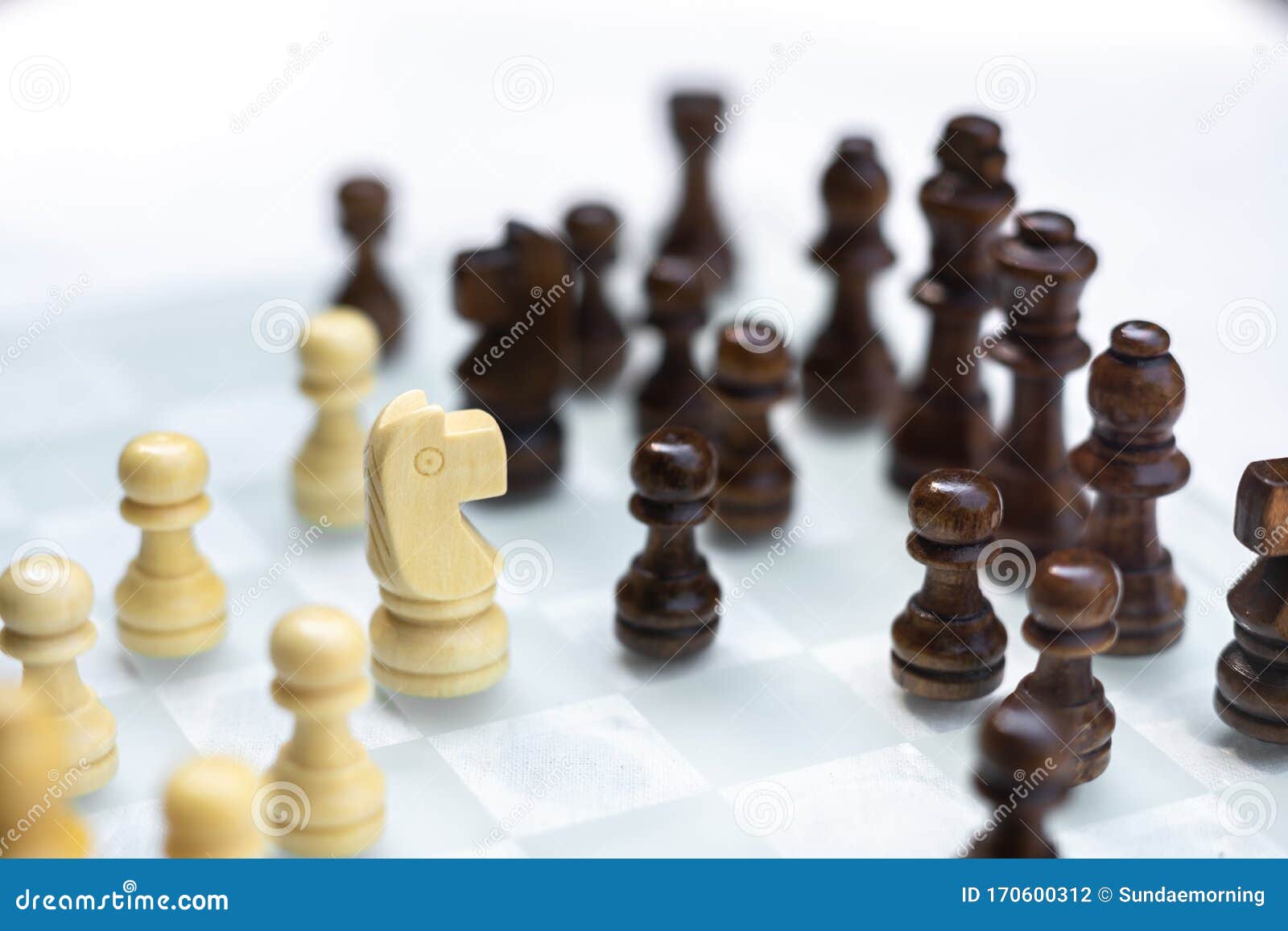 Chess Board Game, Business Competitive Concept, Encounter Difficult ...