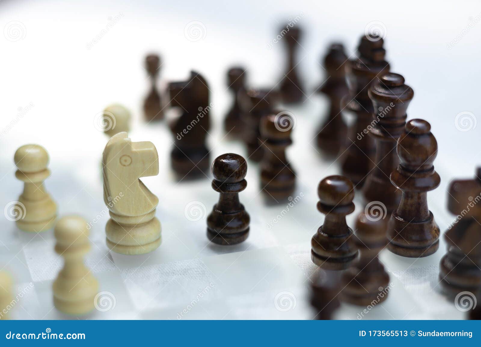 Chess Board Game, Business Competitive Concept, Encounter Difficult ...