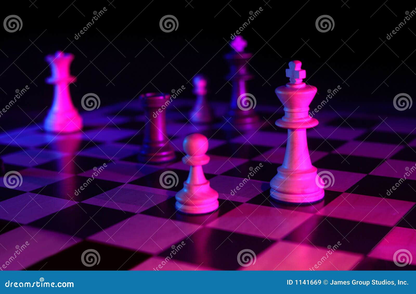 Chess game dark stock image. Image of choose, trapped - 1141669