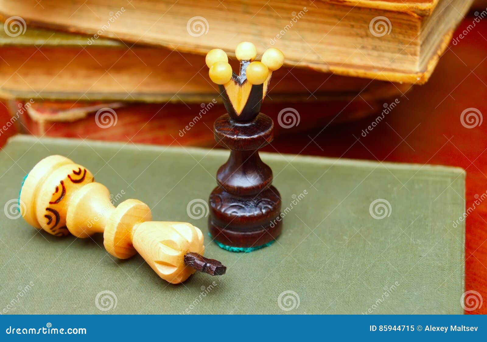 Chess. King of the Queen`s Feet Stock Image - Image of conflict ...