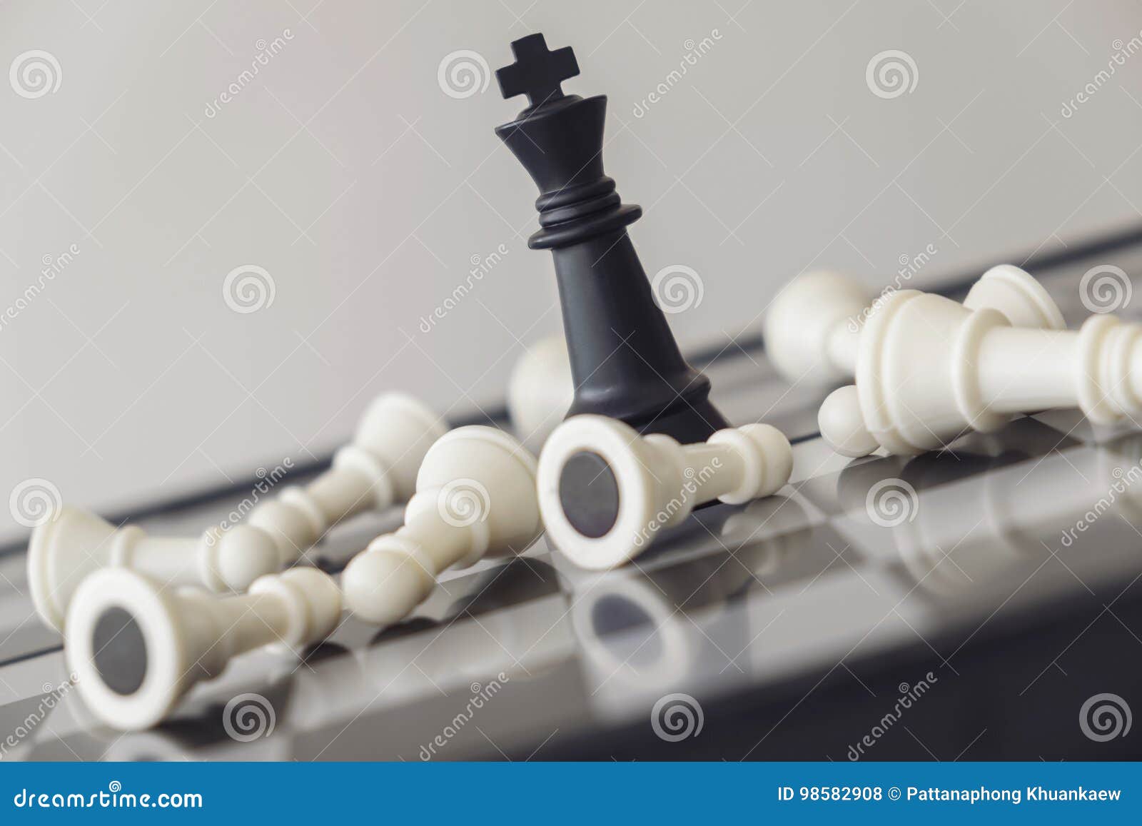 Chess Leadership and Success Concept, Chess Save the Strategy an Stock ...