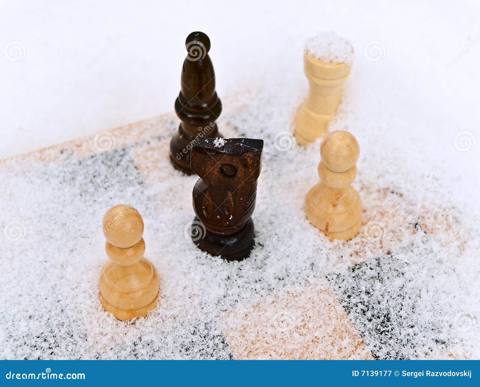 Chess in white snow stock image. Image of pawn, snow, game - 7139177