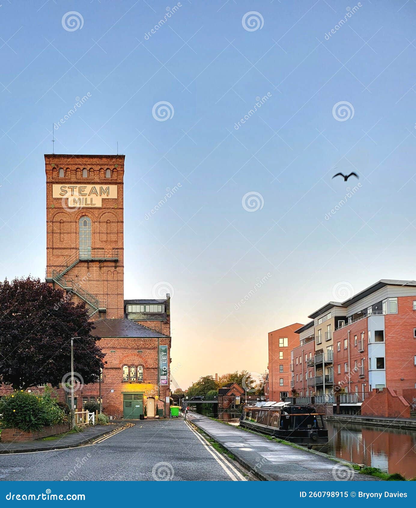 Chester River Dee Water Views Editorial Image - Image of skyline, tower ...
