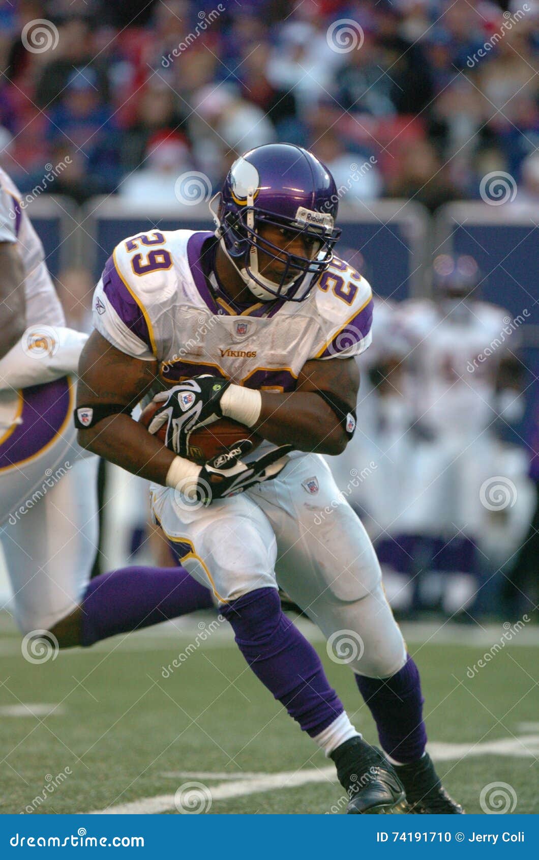 Chester Taylor editorial image. Image of sports, linebacker - 74191710