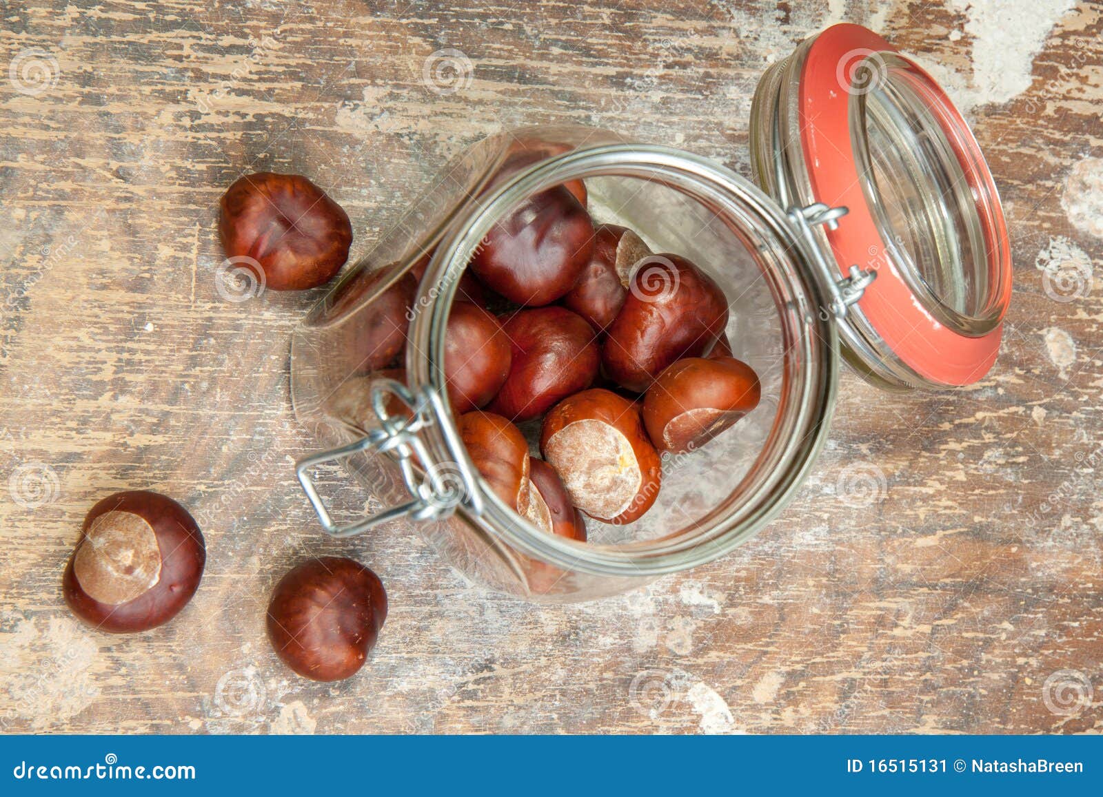 Chestnut in the pot stock image. Image of delikatesse - 16515131