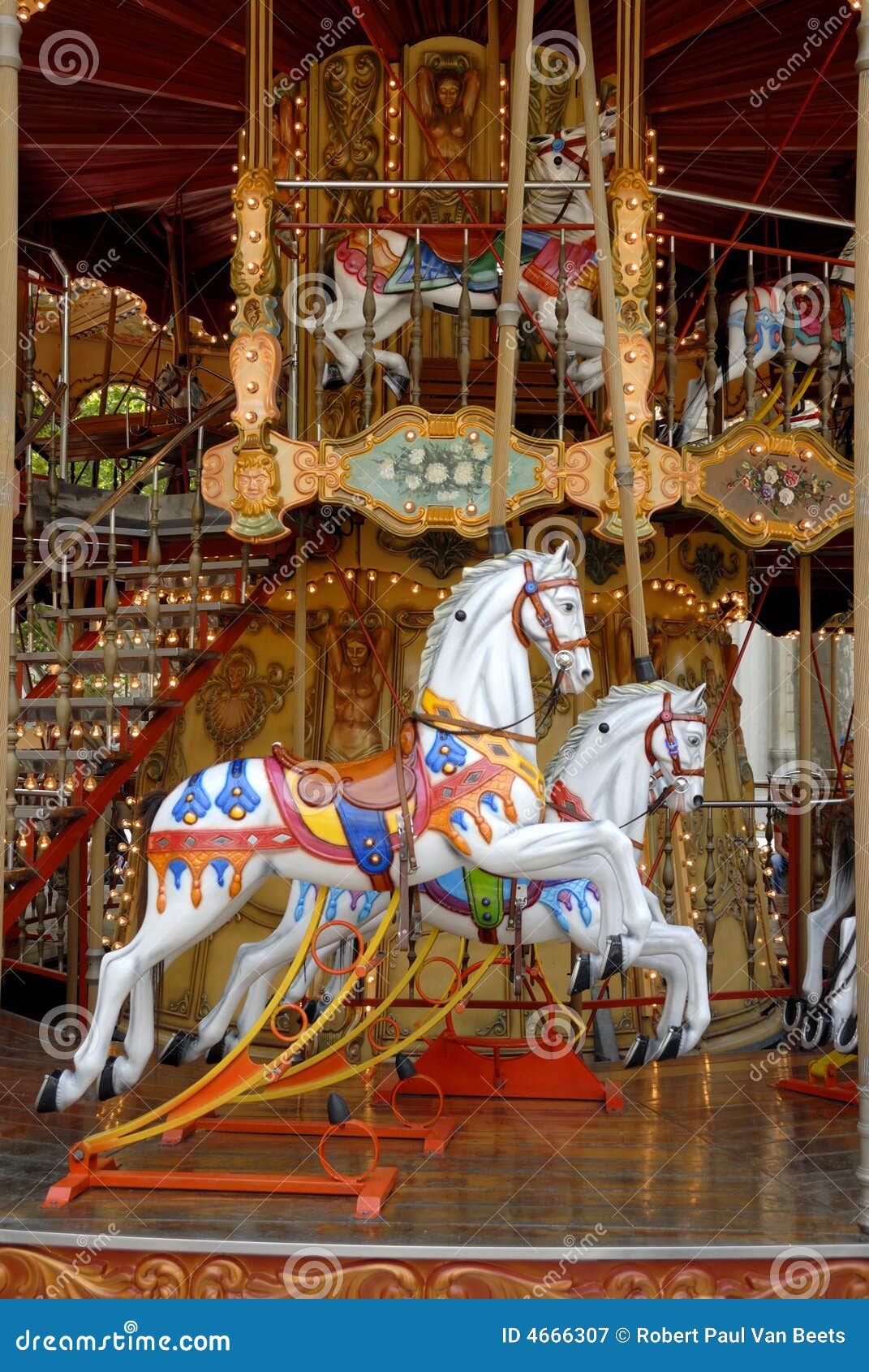 Carrousel D Avignon Photos Stock - Téléchargez 55 Photos libres de droits