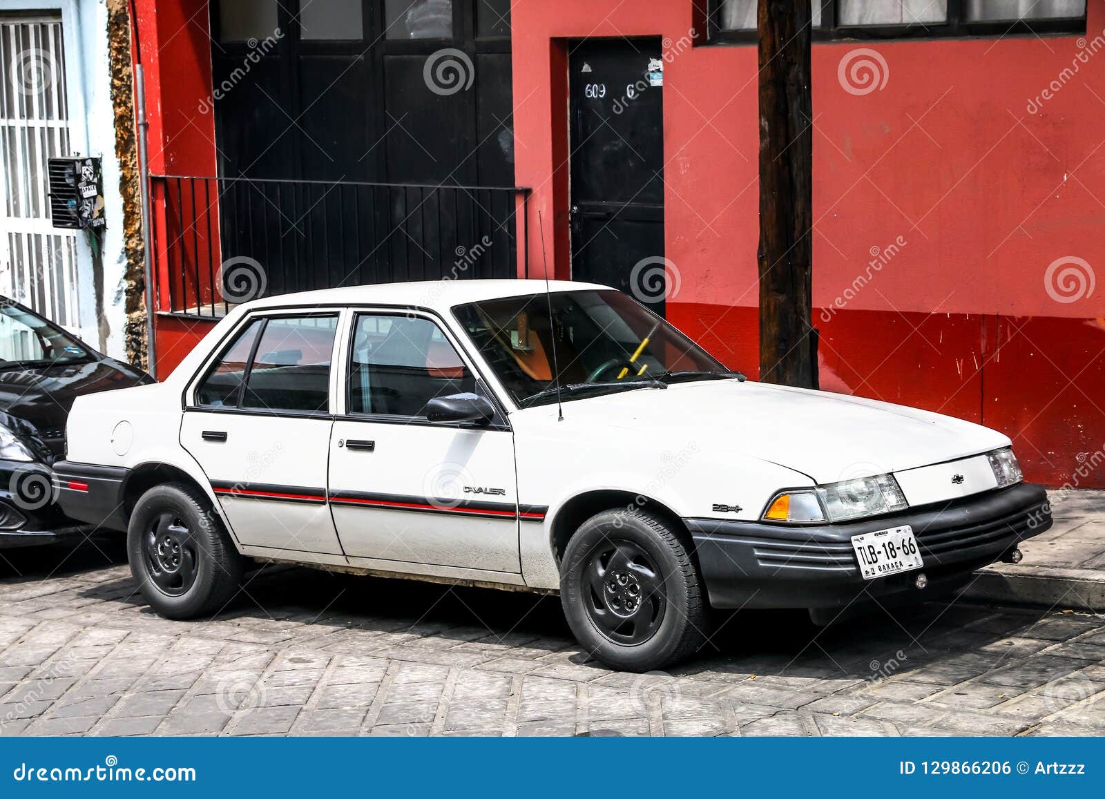 Chevrolet Cavalier foto editorial. Imagen de camino - 129866206