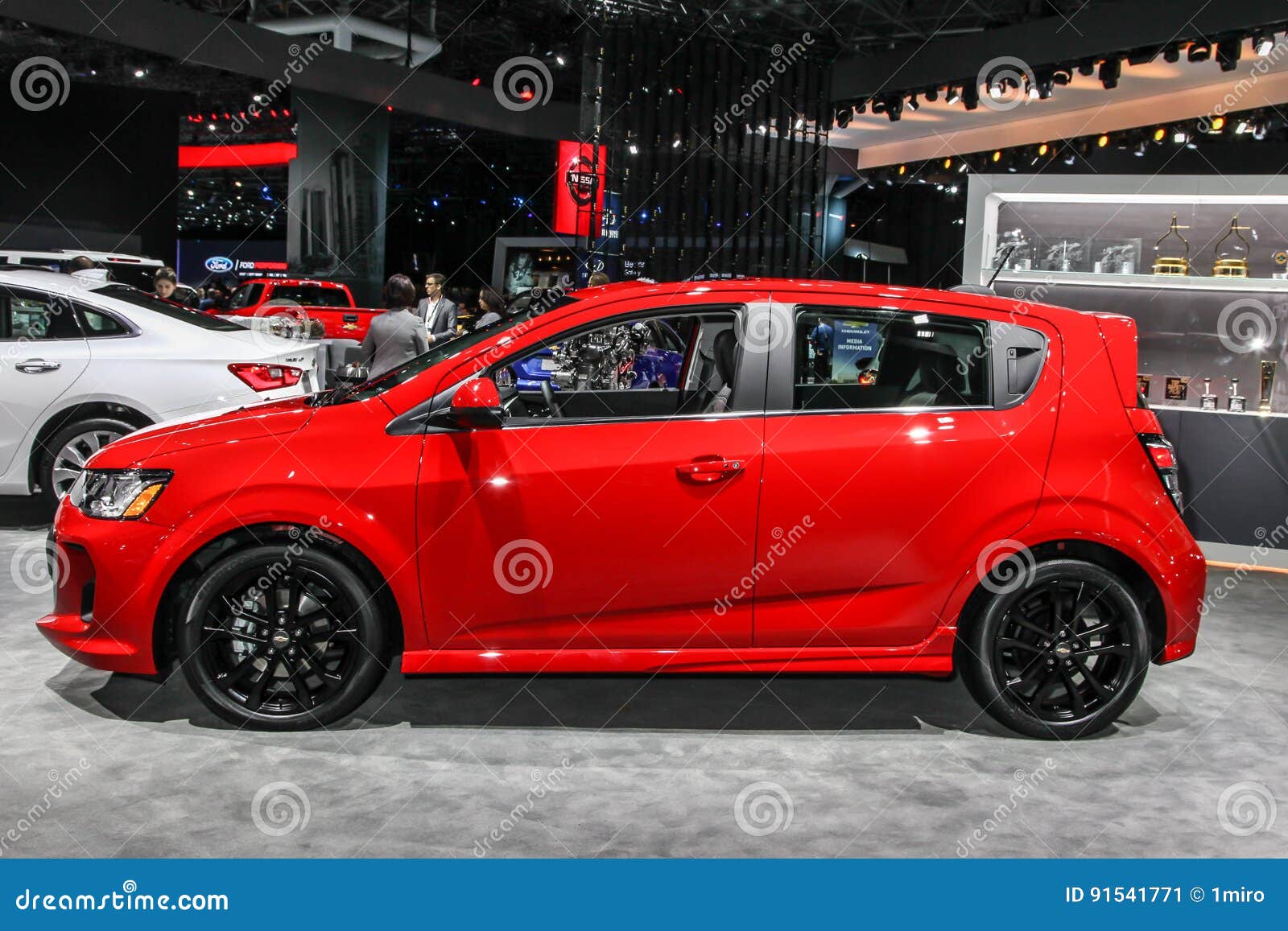 Chevrolet Sonic Rs Turbo Black