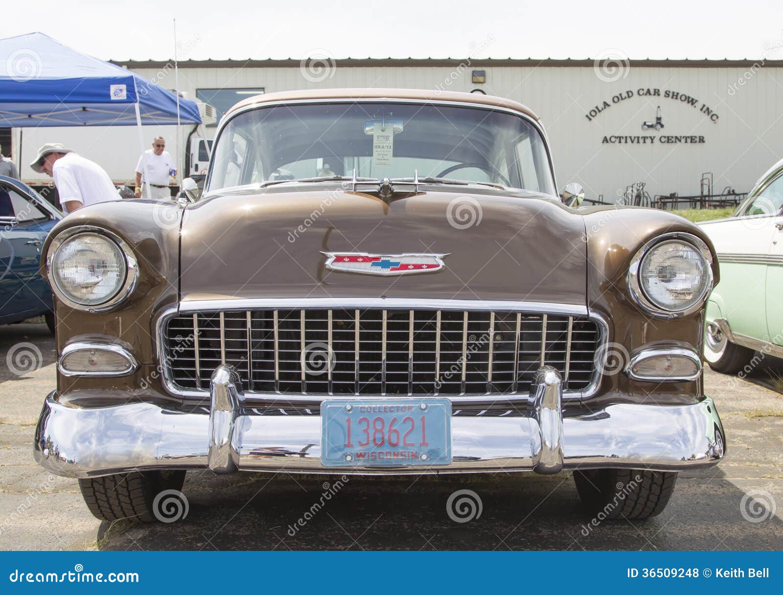 Chevy Bel Air Copper Front View 1955 Photo stock éditorial - Image du ...