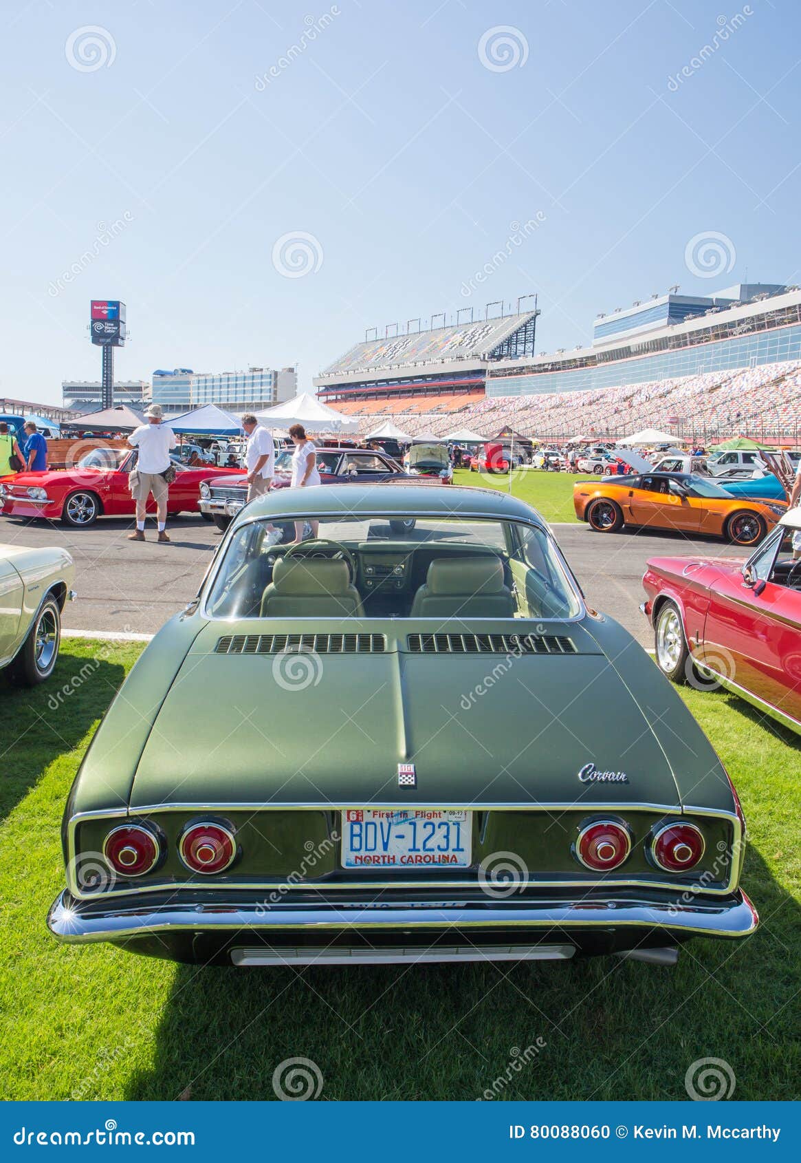 Chevy Corvair Monza 1969 immagine editoriale. Immagine di ripristinare ...