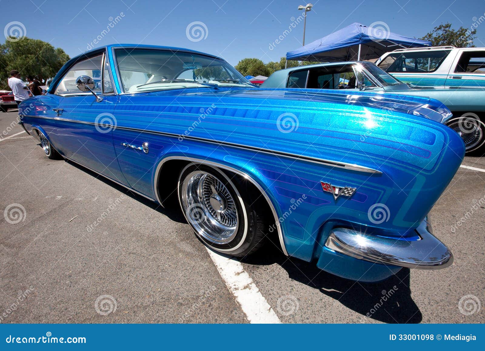 Chevy Impala Custom Paint 1966 Photo stock éditorial - Image du ...