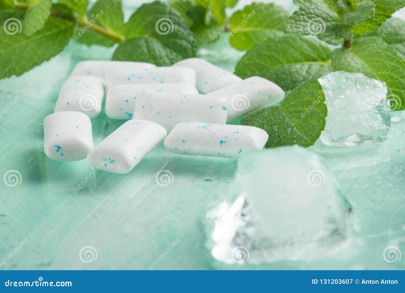 Chewing Gum with Mint and Ice Stock Image - Image of herbal, chewing ...