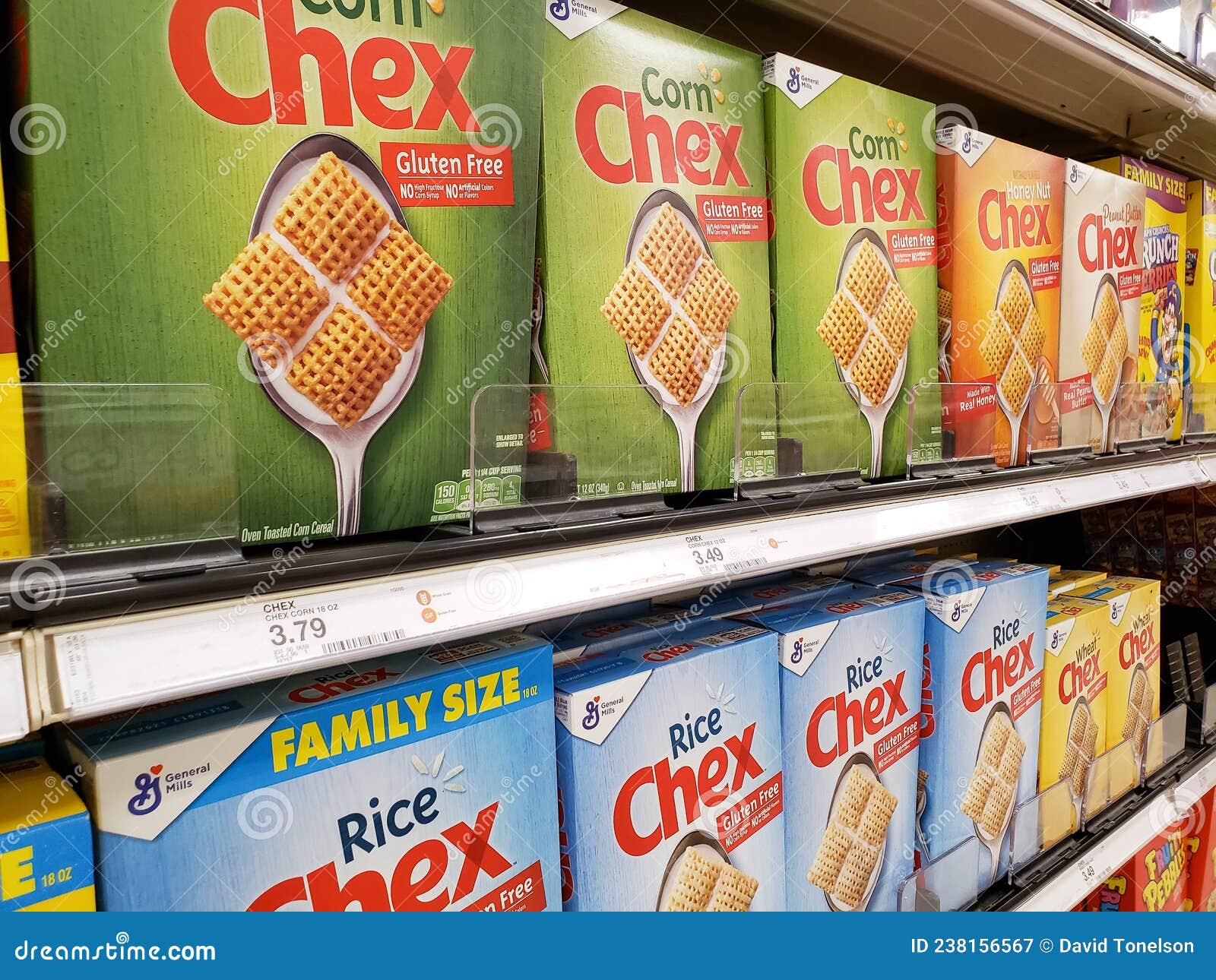 Chex cereal at store editorial photography. Image of gluten - 238156567
