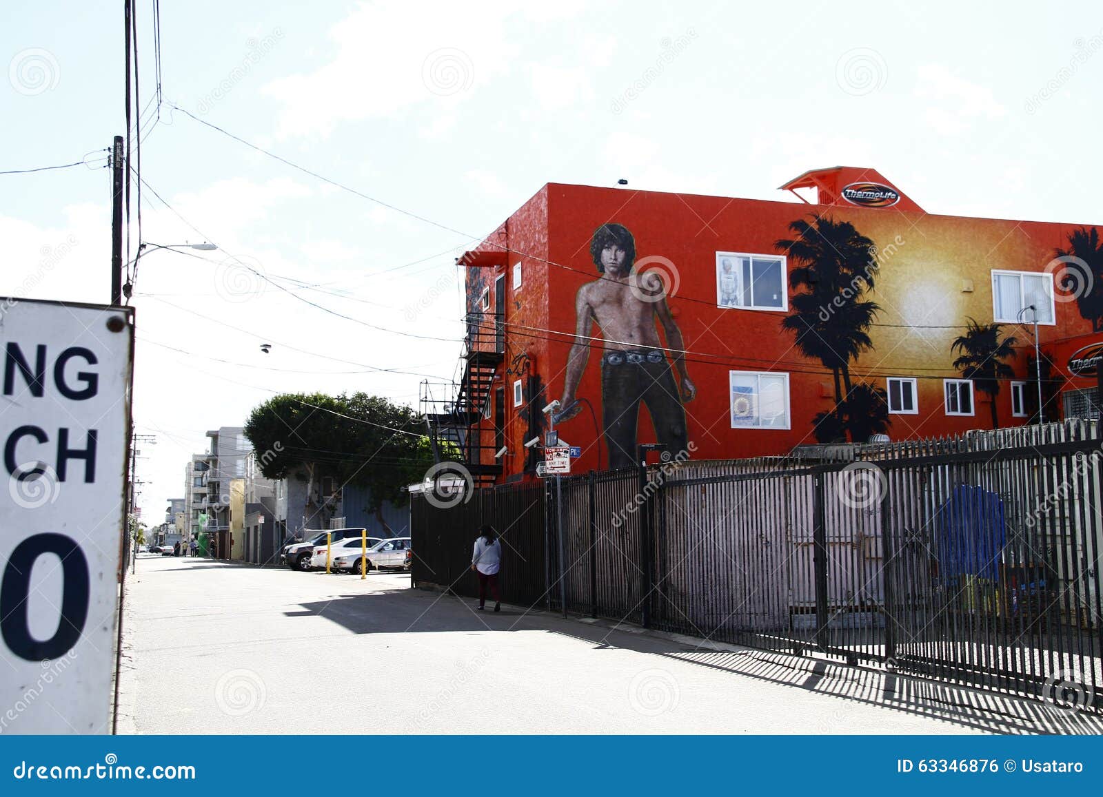 Chez Jim Morrison Wall Mural Photo éditorial - Image du venise, plage ...