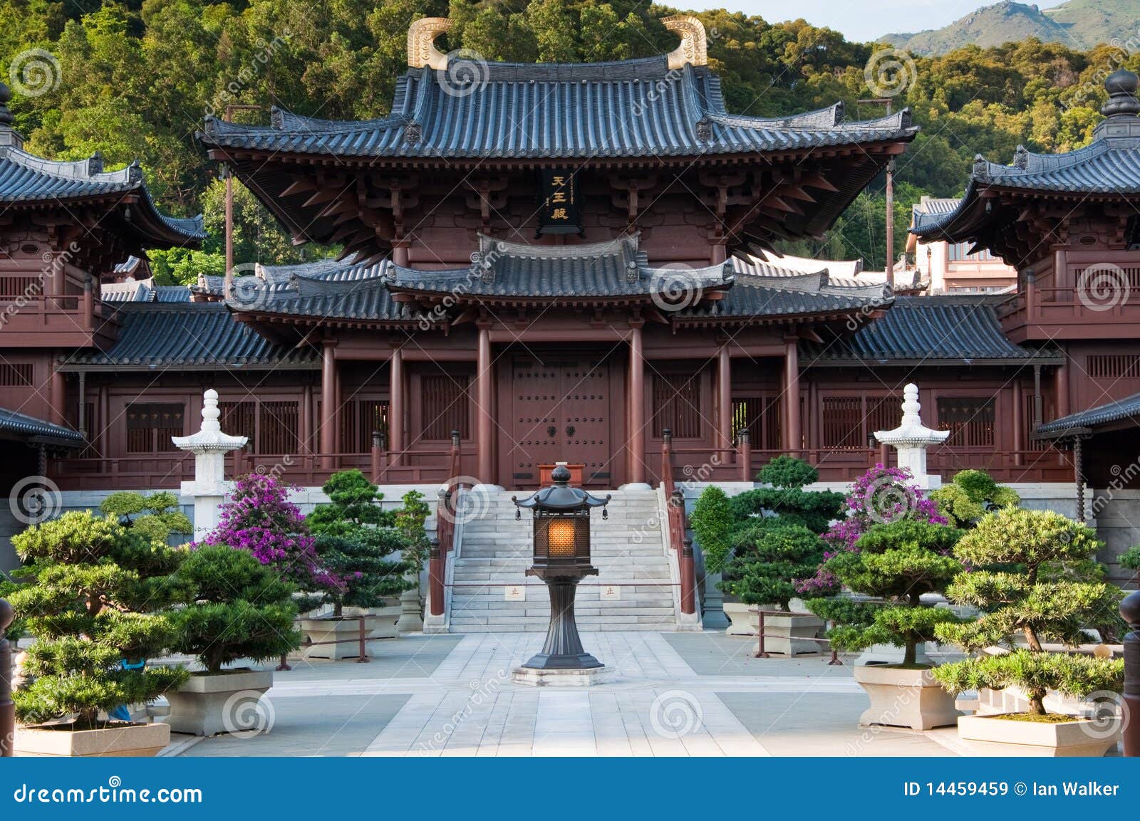 Chi Lin Nunnery, Hong Kong. Stock Image - Image of tourism, china: 14459459