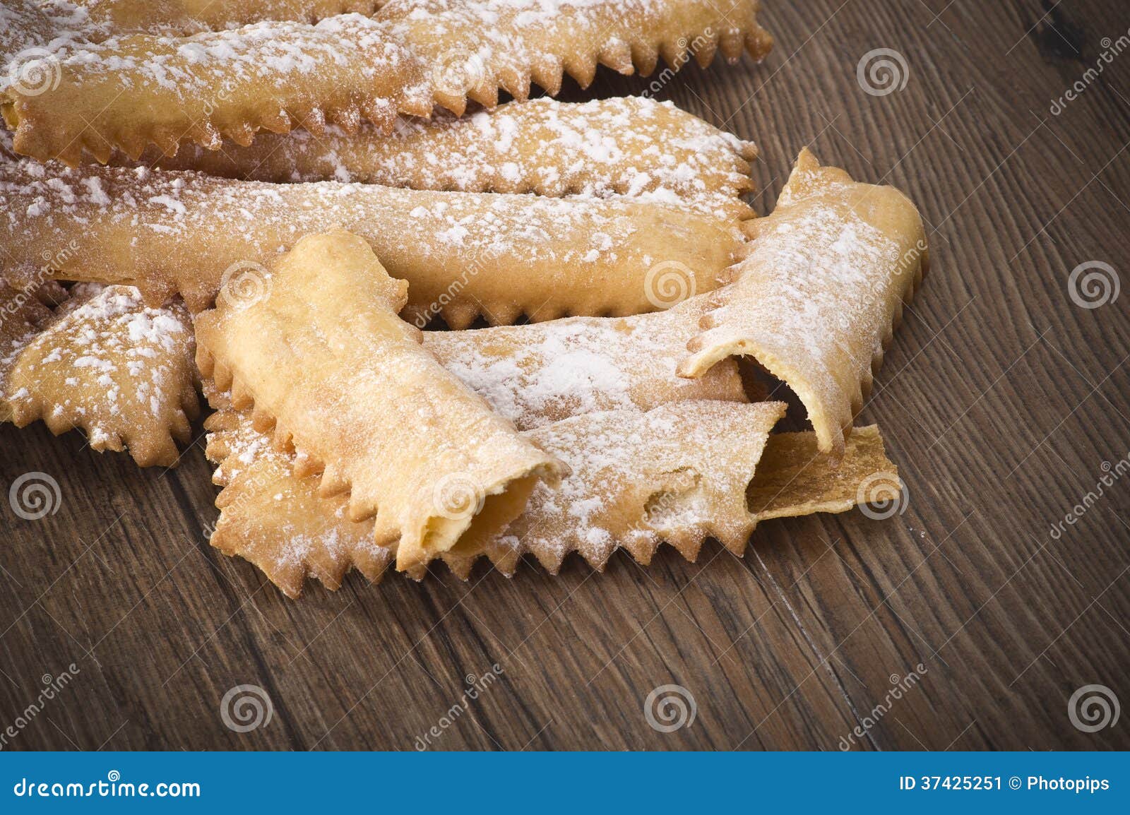 Chiacchere stock image. Image of cakes, desssert, bugie - 37425251