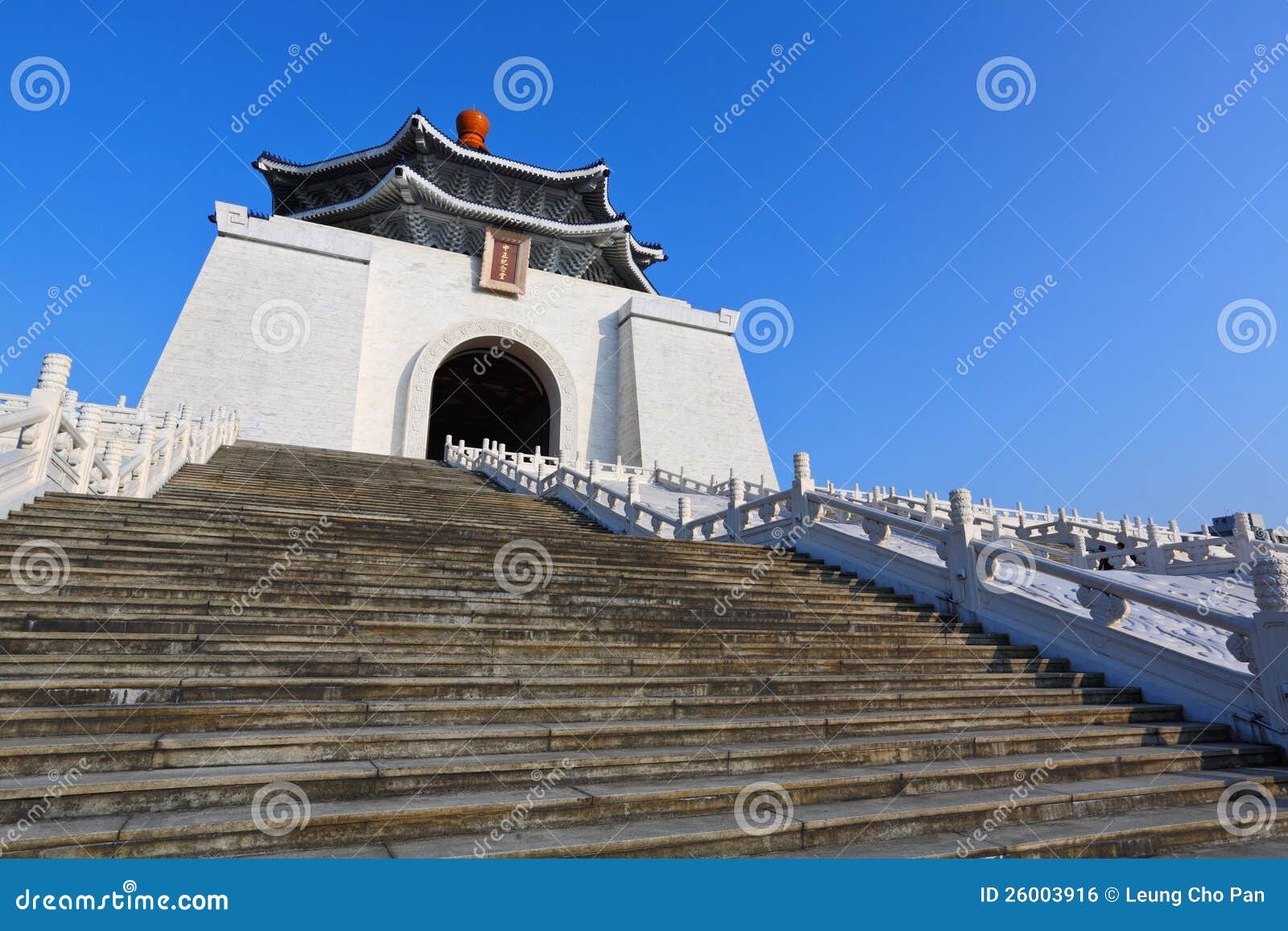 Chiang Kai Shek Memorial Hall in Taiwan Stock Photo - Image of historic ...
