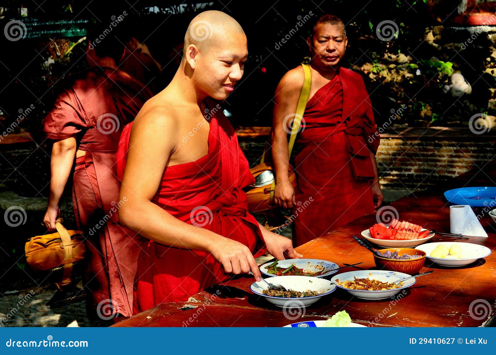 Chiang Mai, Thailand: Monk Eating Lunch Editorial Photography - Image ...